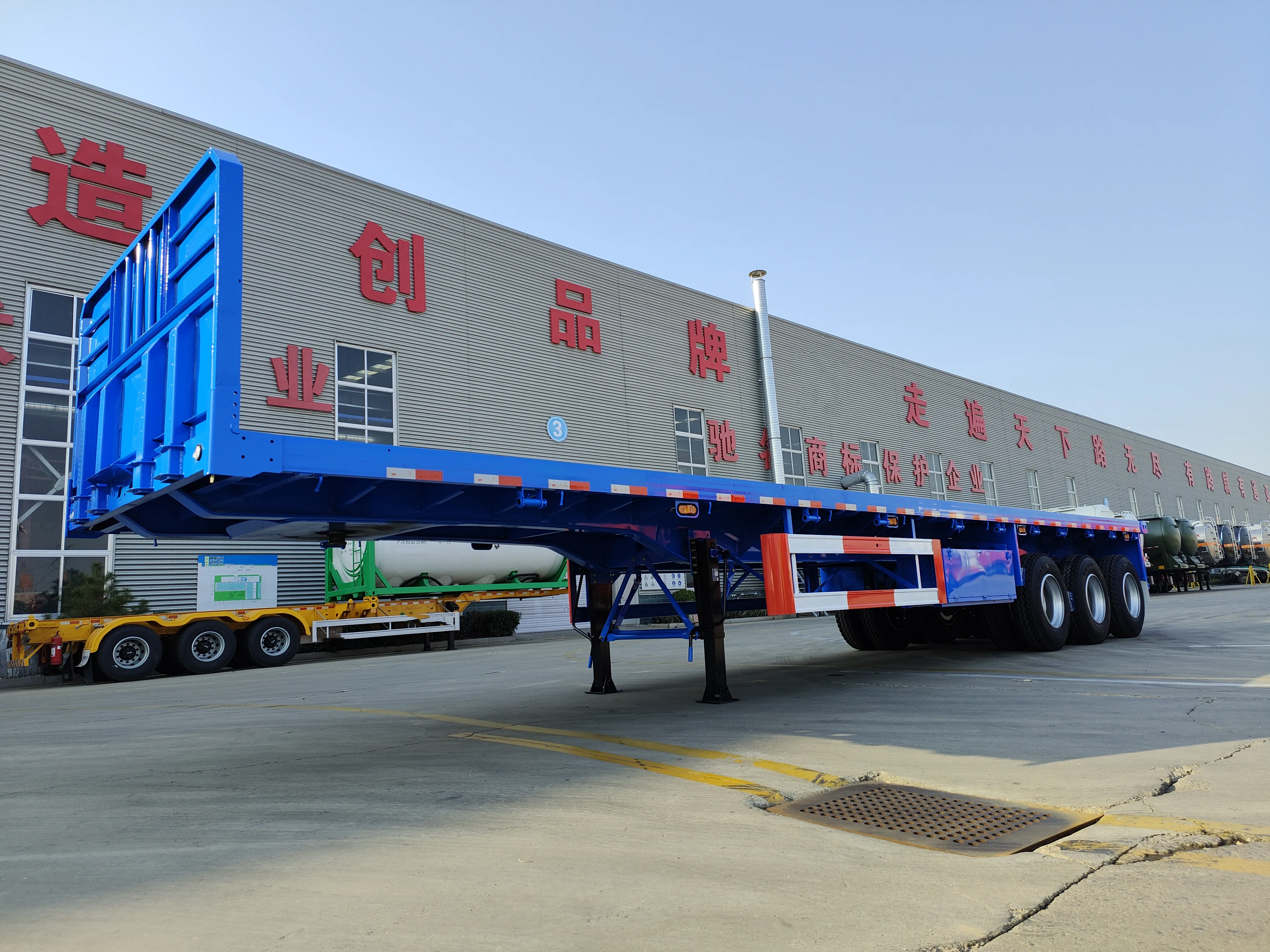 Chinese 3 Axle 20ft 40ft Flatbed Container Semi Trailer Semi-trailer ...