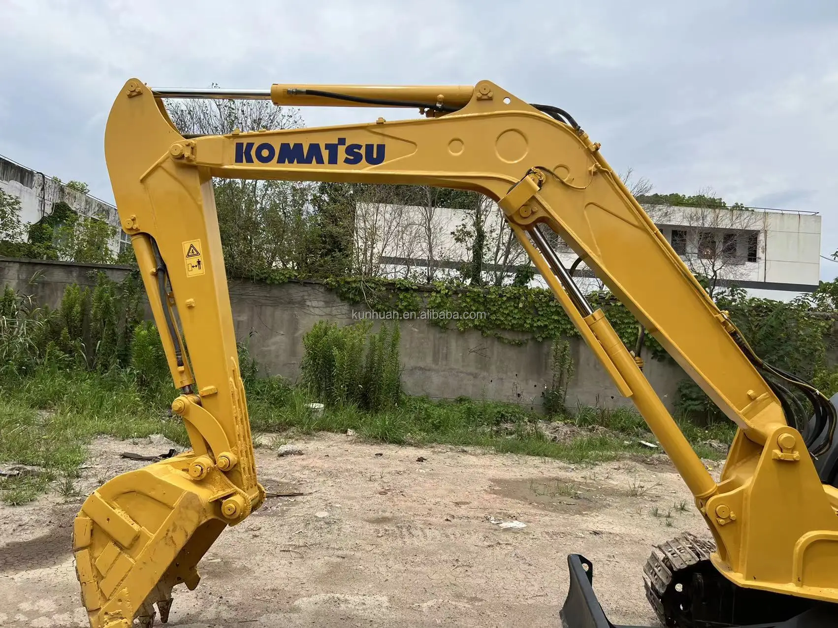 Used Komatsu Pc55 Excavator In Lowest Price With High Quality Used Original Japan Pc55mr Digger ...