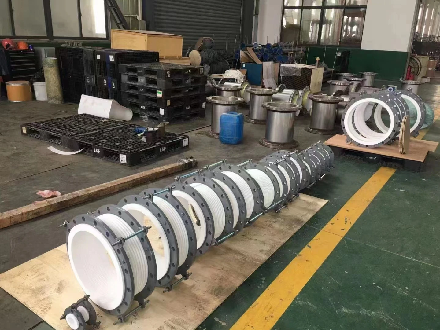 Customized Ptfe Compensator With Flange Corrugated Ptfe Expansion Joint - Buy Ptfe Expansion ...