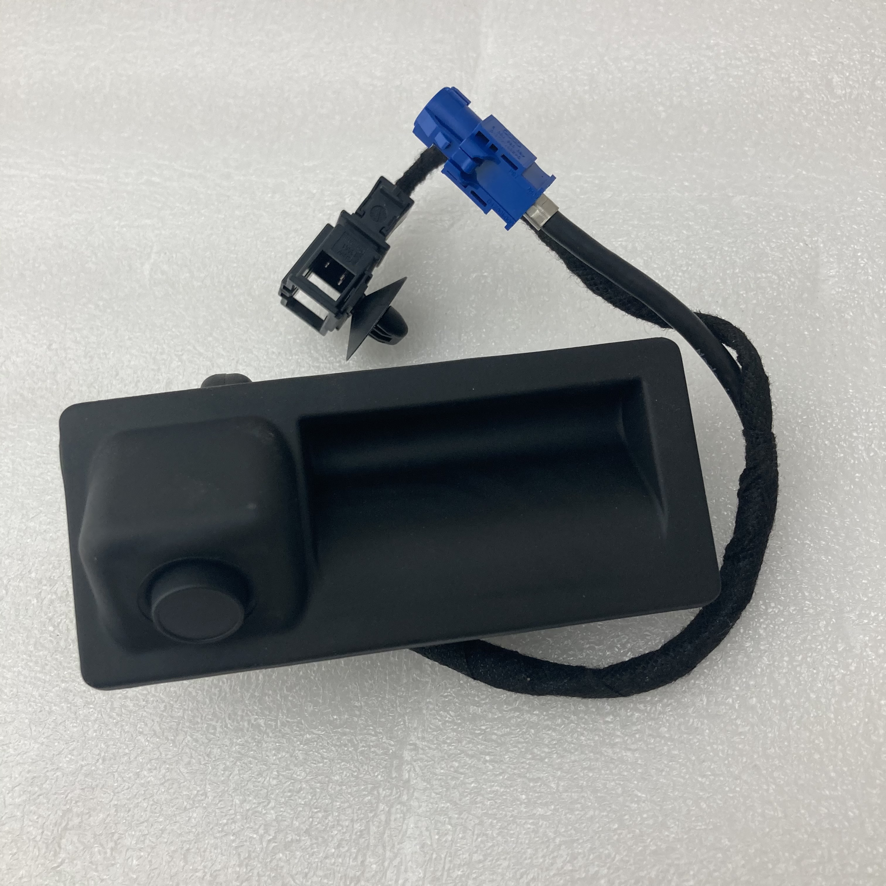 VW Golf Plus MK5/MK6 Tiguan Passat RVC OEM Rear View Camera | Wholesale