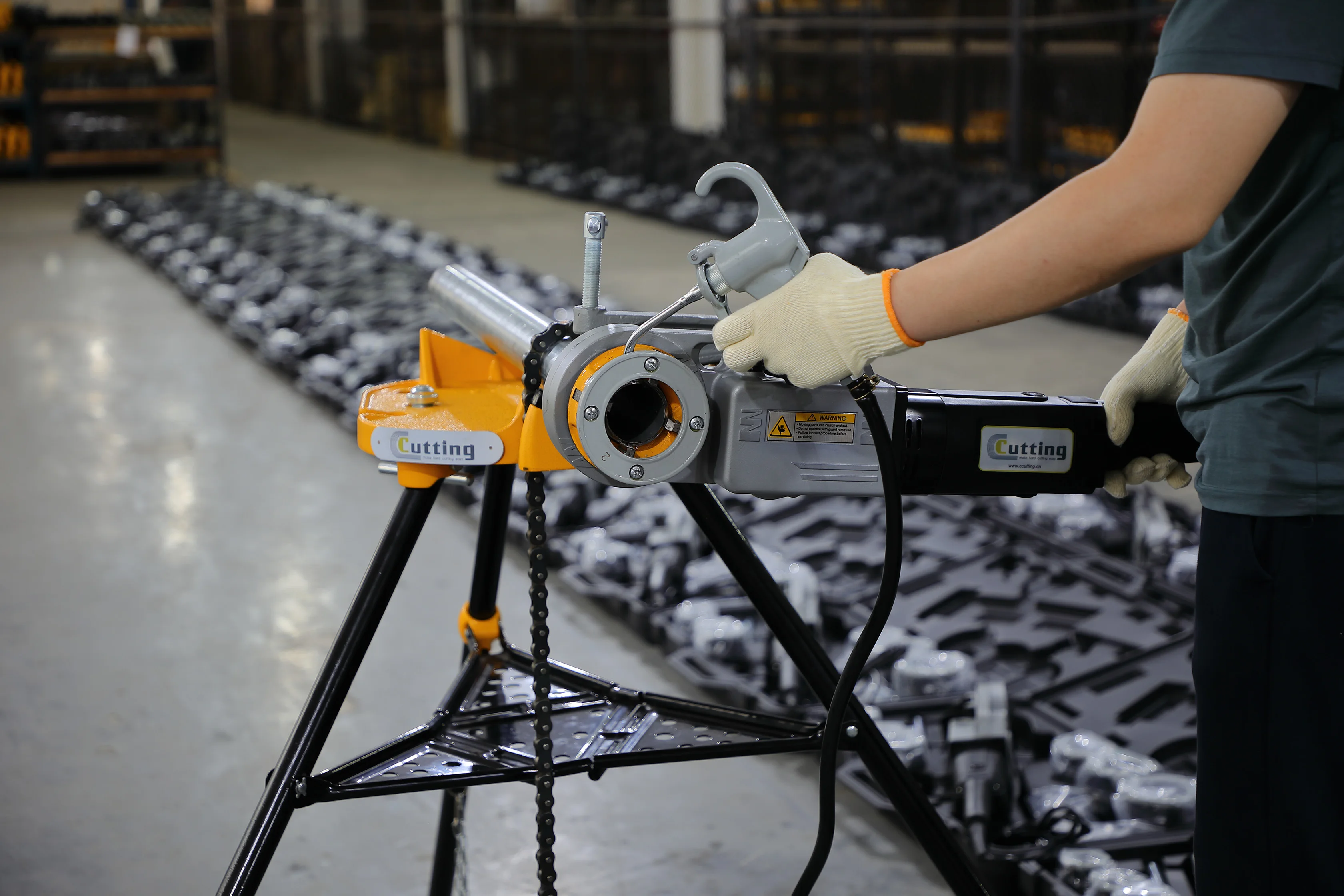 Portable H401 Tripod Pipe Chain Vise - Universal Pipe Vise Stand for 1/ ...