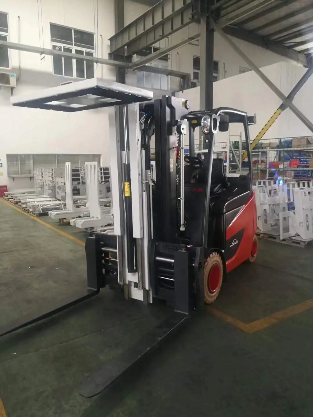 High-quality Forklift Load Stabilizers Are Manufactured Using Durable ...