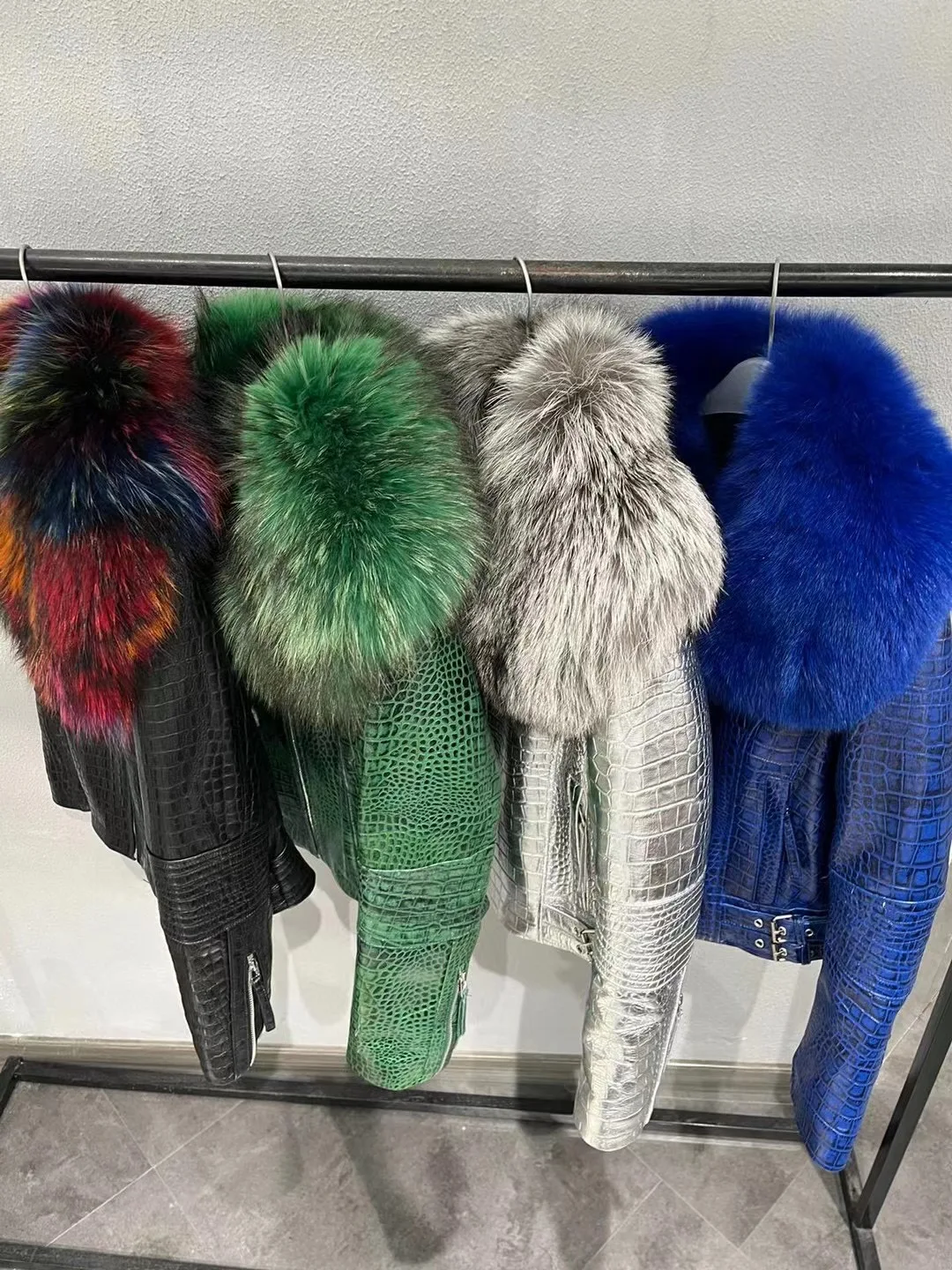 RX Furs Vintage Cropped Genuine Sheep Crocodile Skin Leather Jacket ...