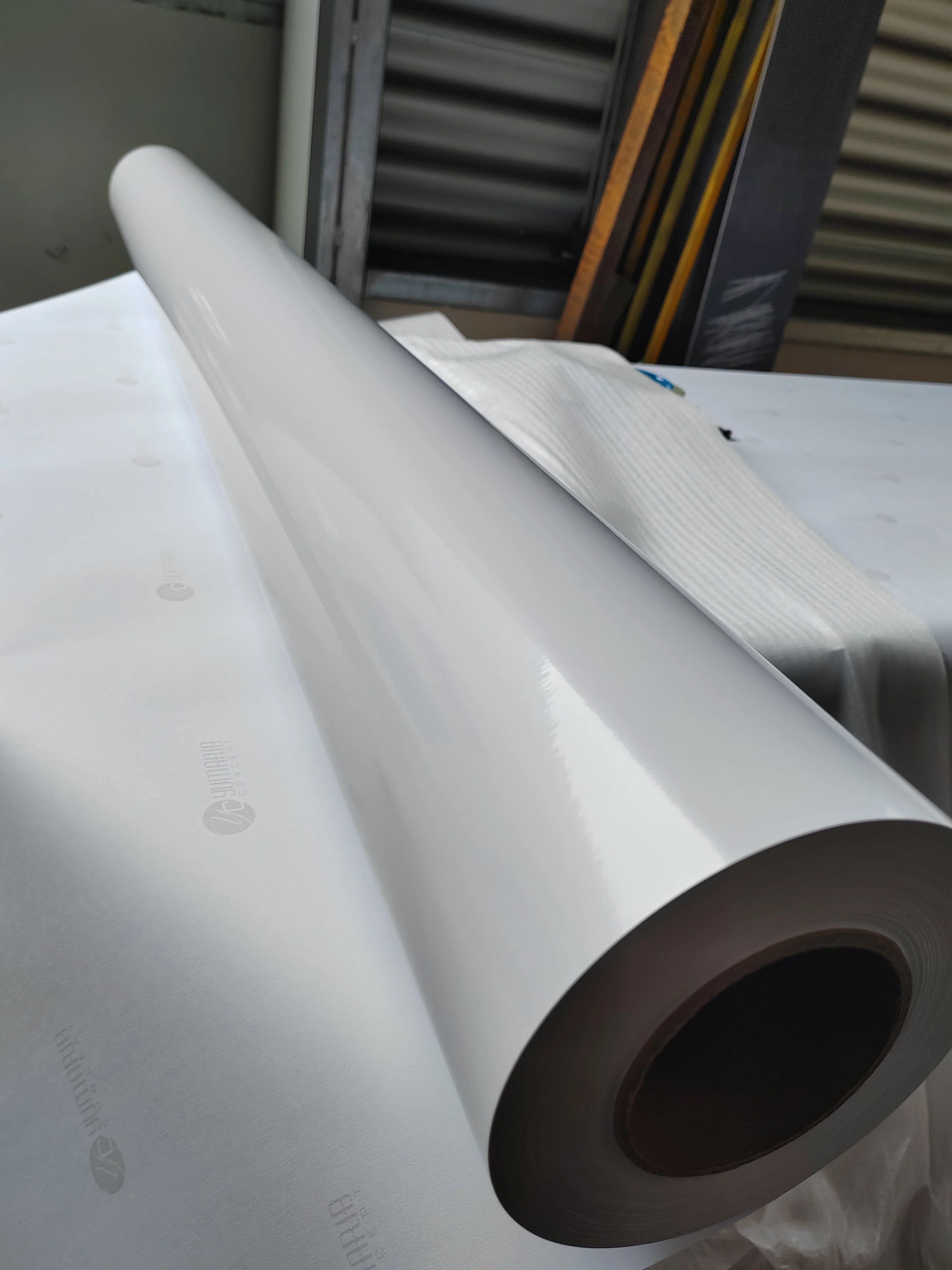 Printable Pvc Polymeric Vinyl/removable Grey Glue Self Adhesive Vinyl ...