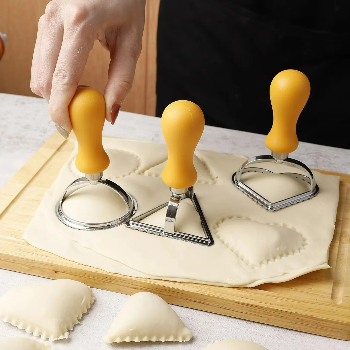 Handheld Stainless Steel Food Grade Non Stick Round Triangle Heart ...
