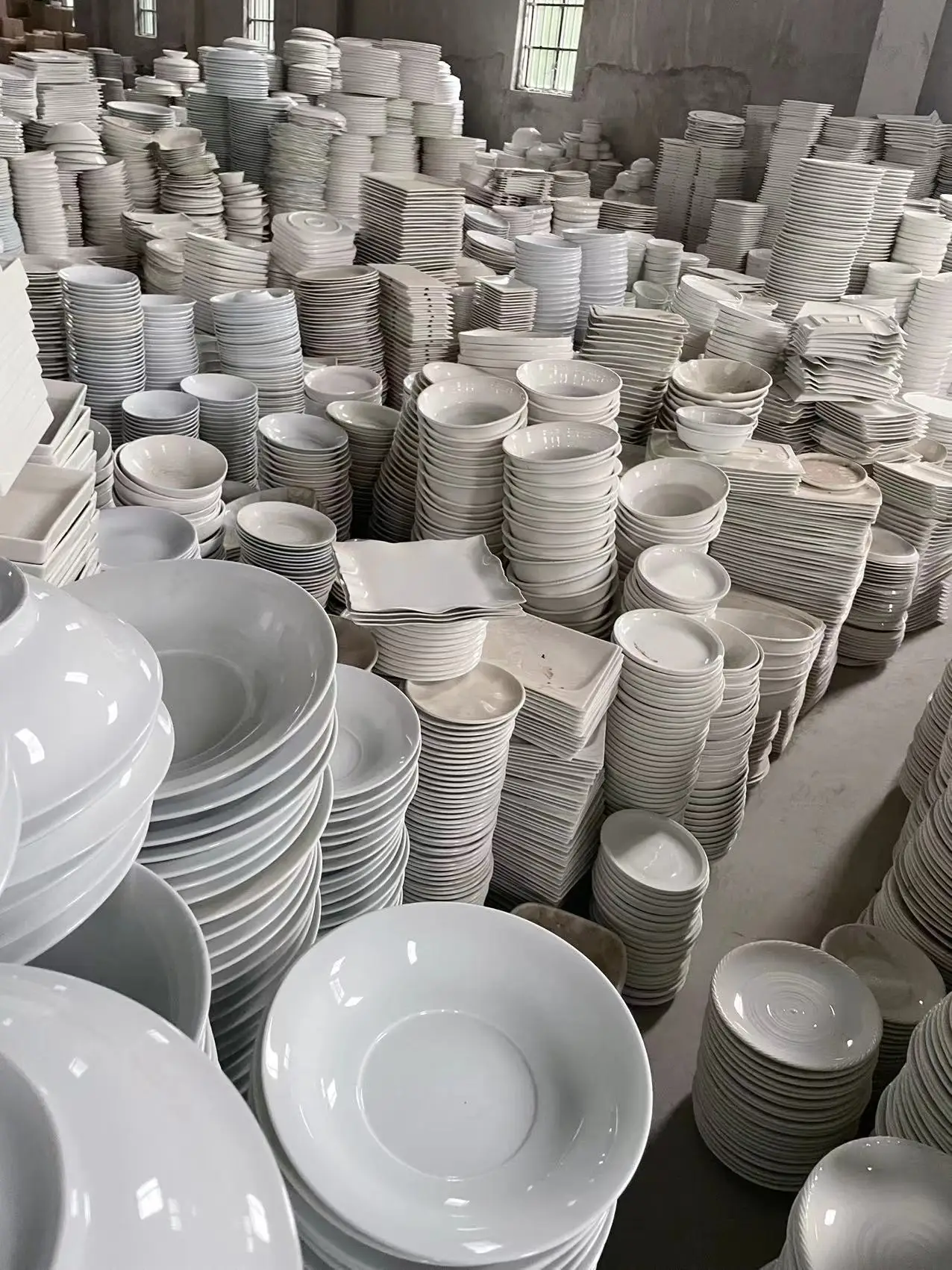 Porcelain Ceramic Factory Stocked Big Discount White Ceramic Plates ...