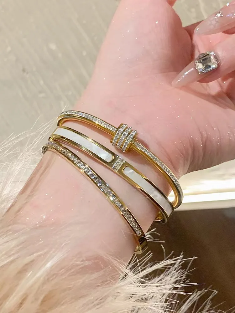 Zhongzhe Jewelry 18k Gold Plated Non Tarnish Charm Bracelets