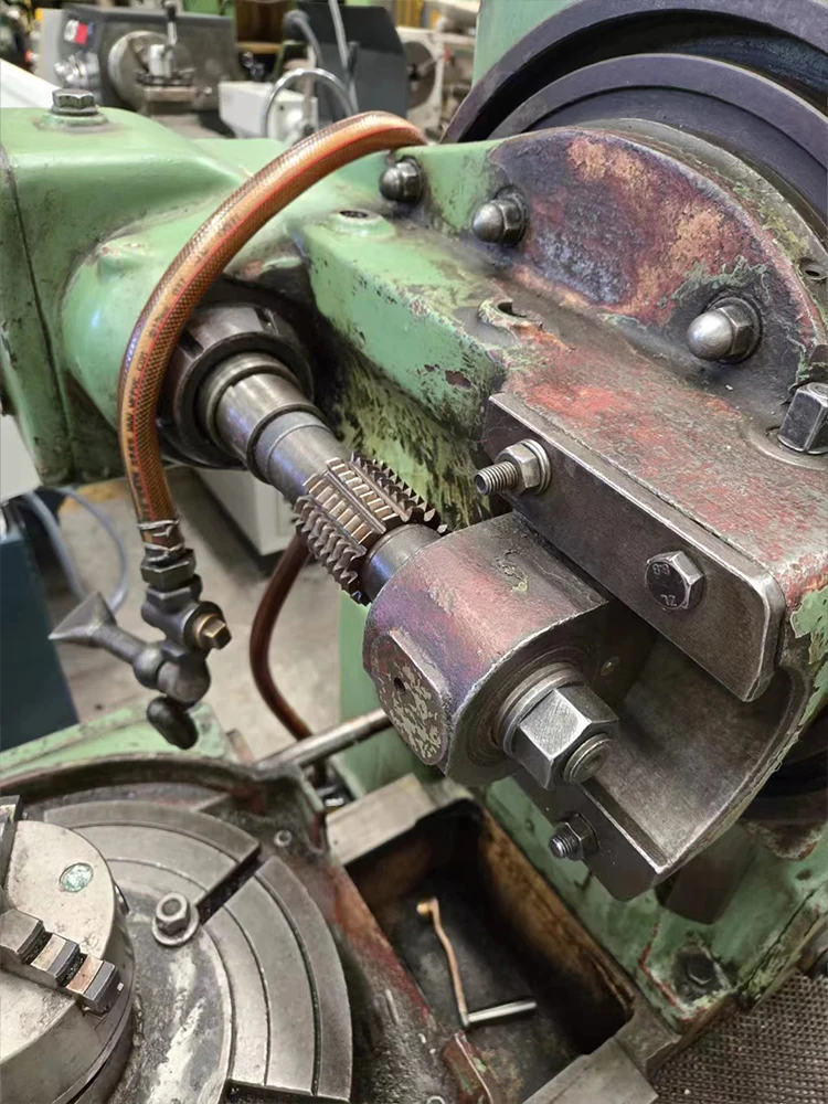 Shanghai 500Mm Second Hand Used Conventional Horizontal Gear Hobbing ...