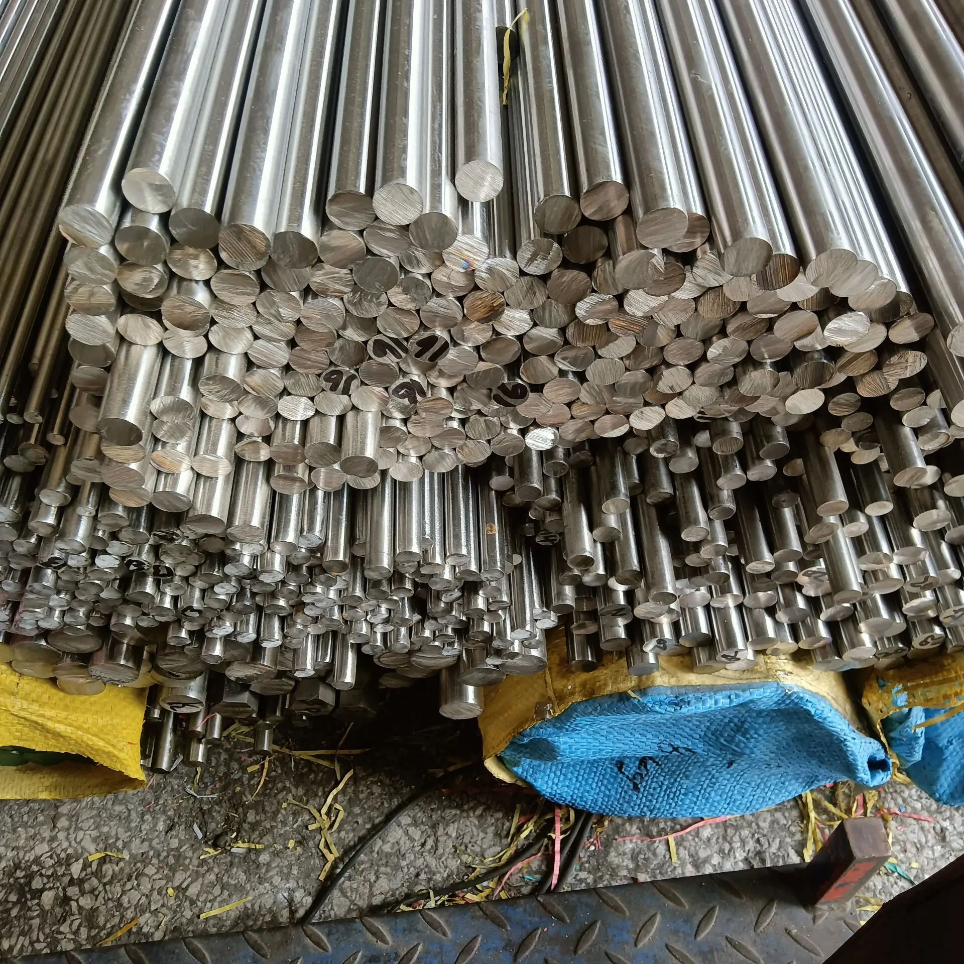 SUS410 420 430 431 440C 444 Stainless Steel Round Bar