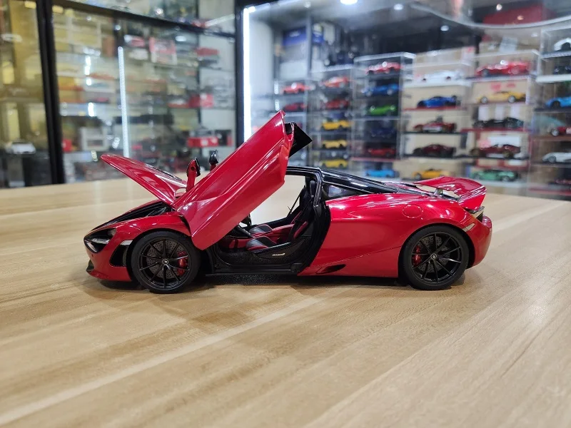 Handmade High Details Scale Model Toy Car Resin Model Car 1/18 for ...