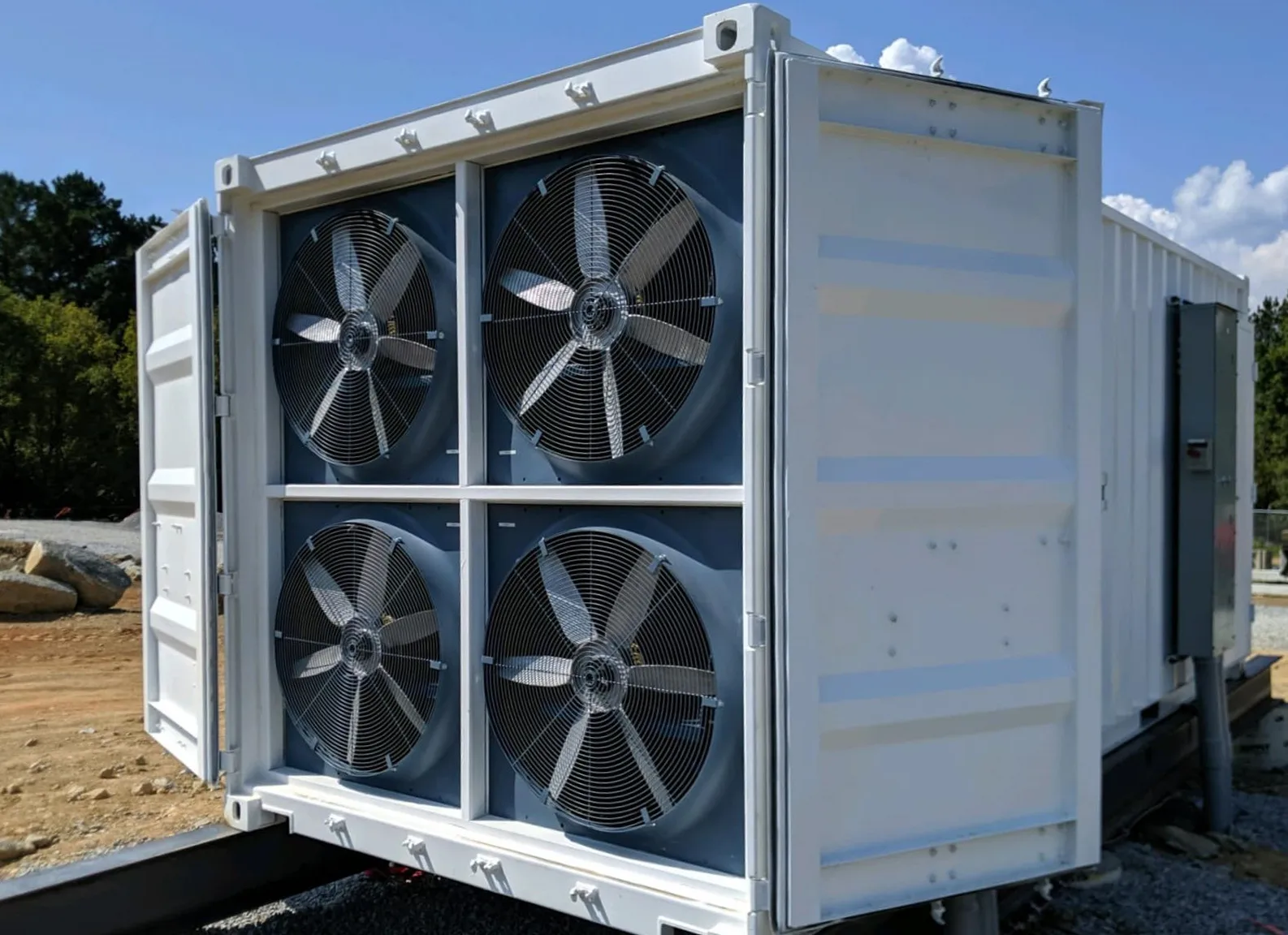 Efficient Mining Box for High-Density GPU Setup with Optimized Cooling ...