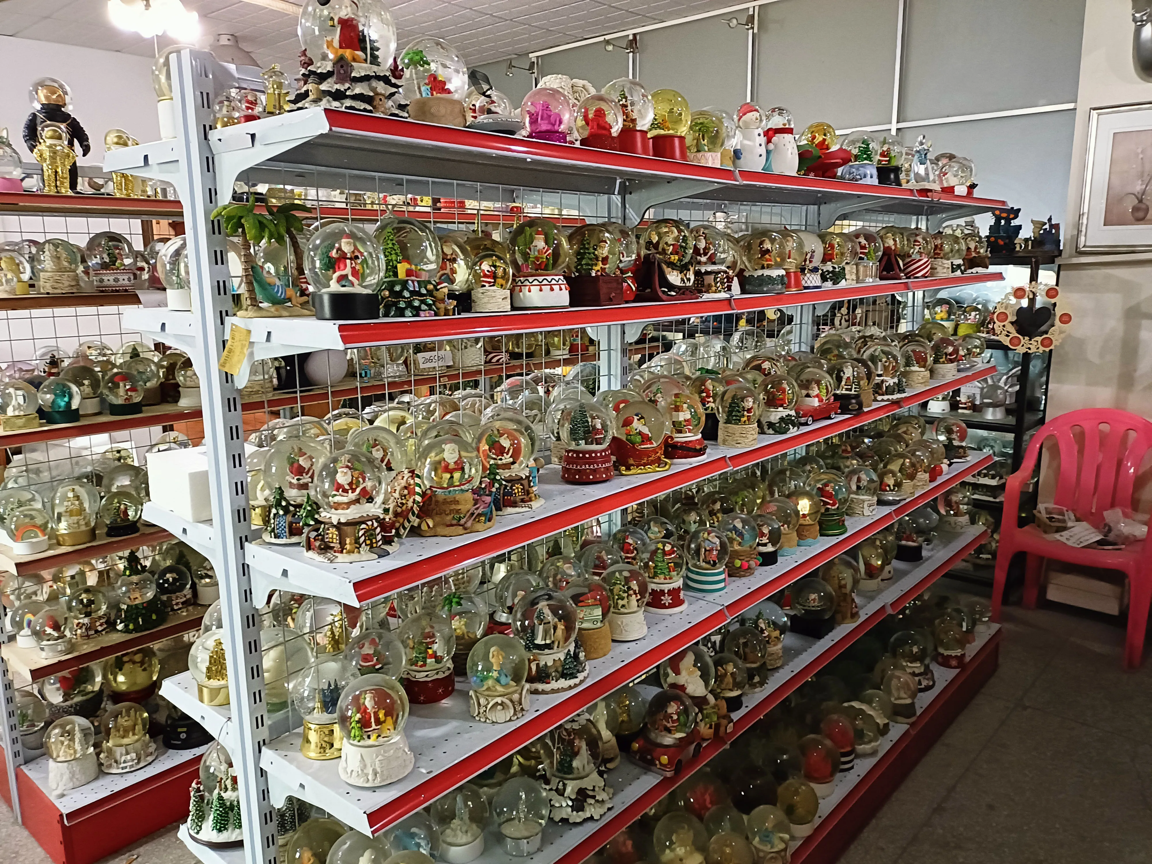 Custom Resin Snow Globe Santa Claus Water Globe Glass Blowing Snow Gift ...