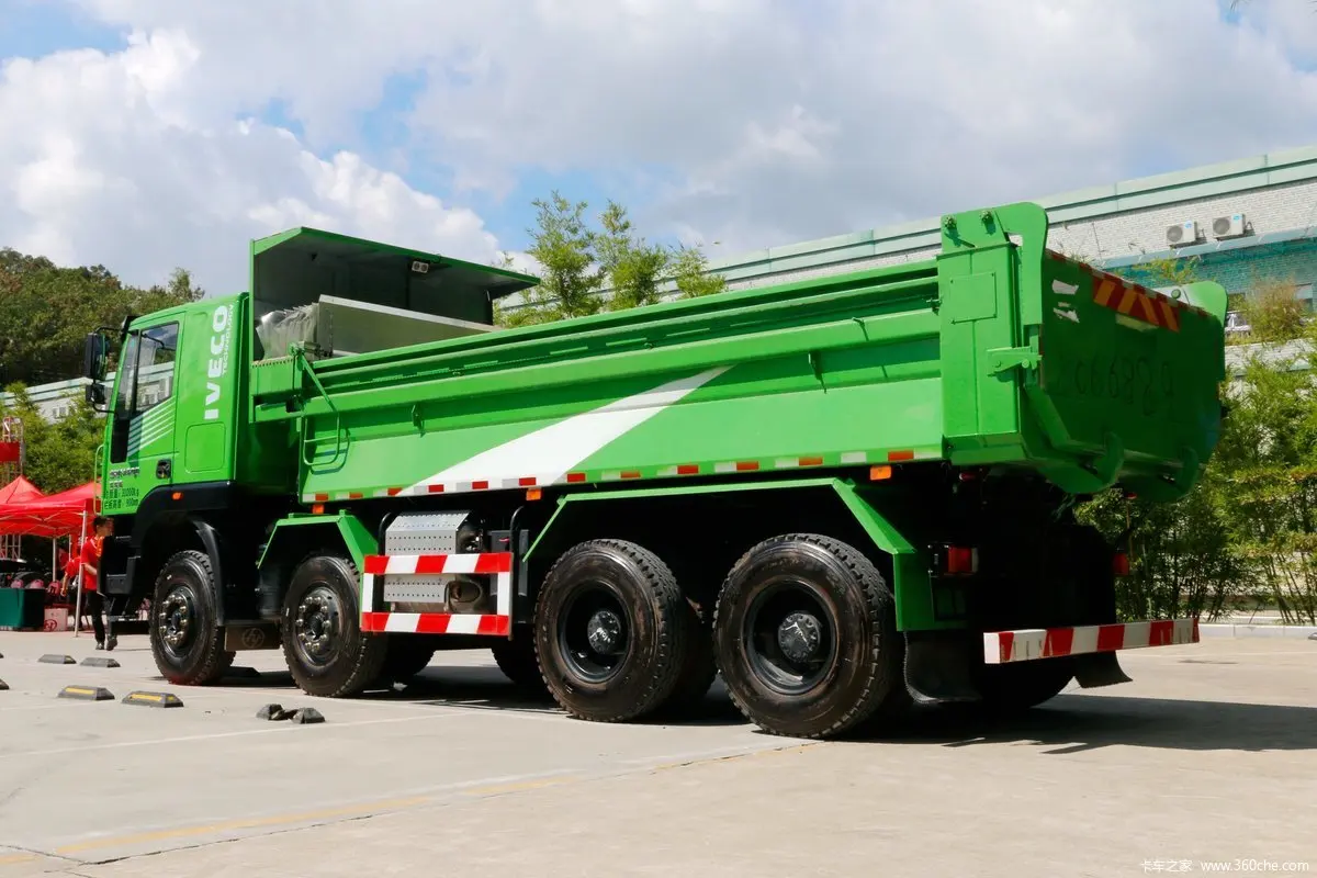 Brand New EV Heavy Truck - SAIC Hongyan Electric Tractor