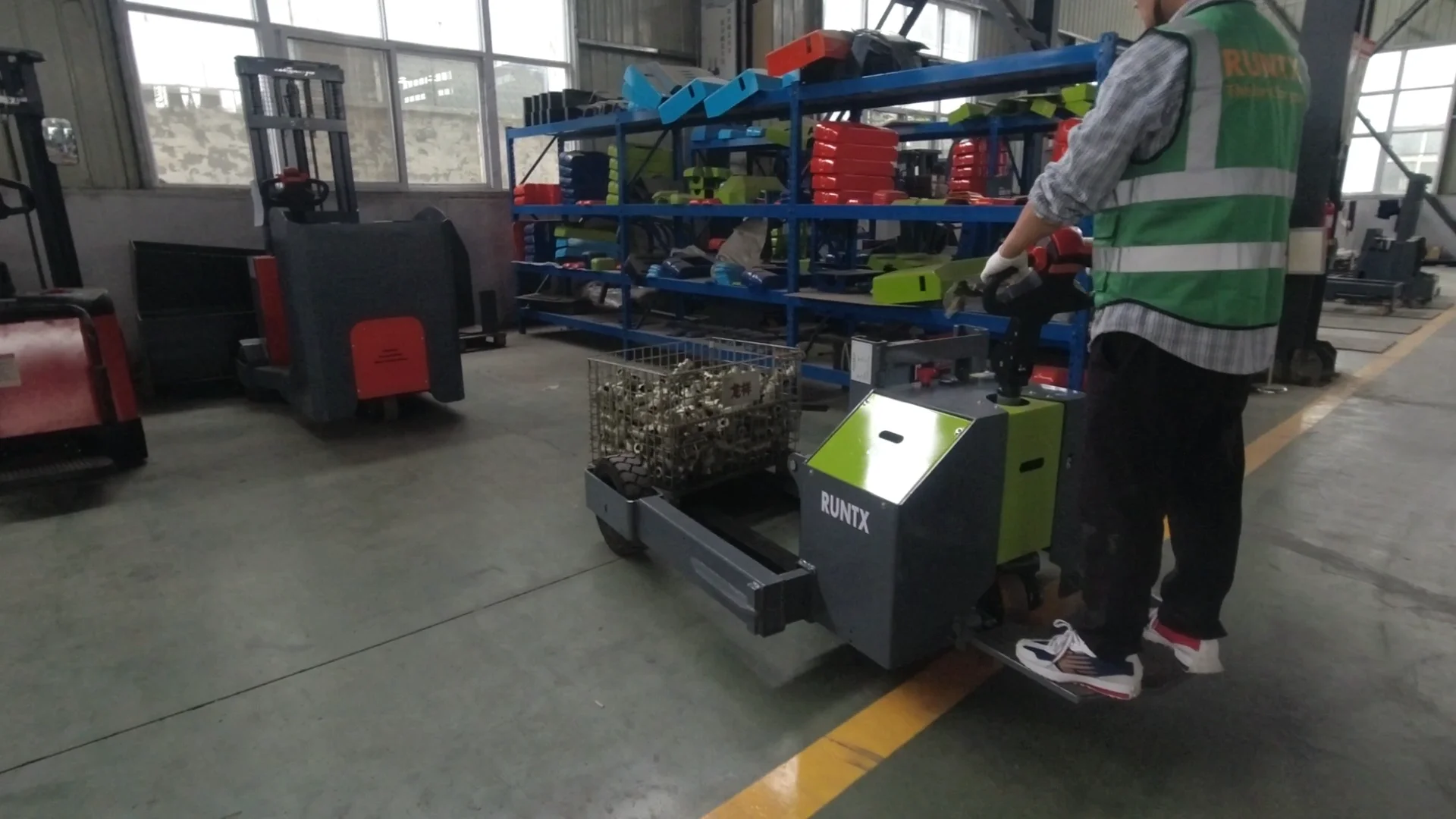 All Rough Terrain Full Electric Pallet Jack Runtx 1500kg 2000kg Ac ...