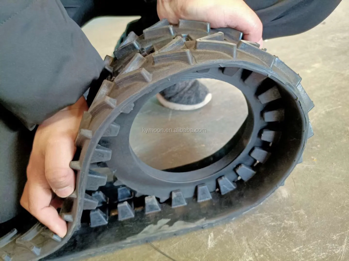 Small Robot Rubber Track - Durable & Versatile Solutions