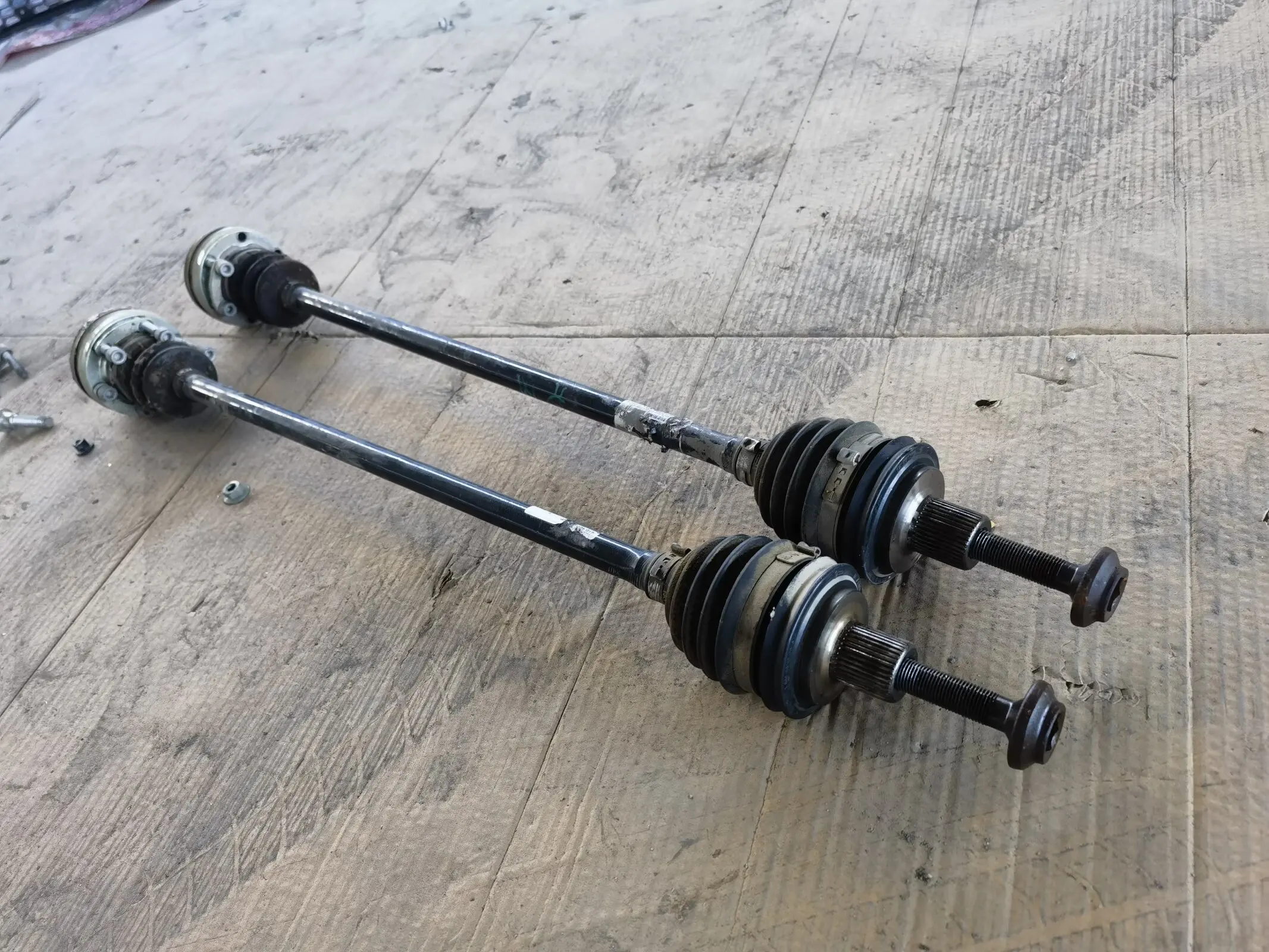 Lamborghini Huracan LP610-4 Drive Shaft with Cvjs - OEM