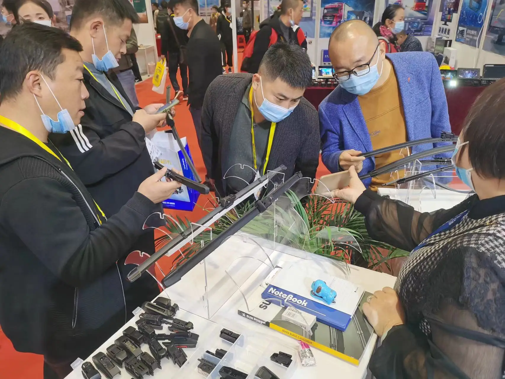 Auto Spare Parts Rain X Wiper Blade Black Rain X Wiper Blade Universal ...