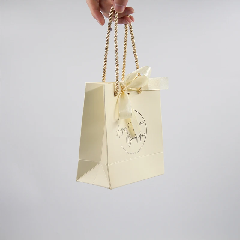 Luxury Paper Bags For Cosmetics Perfume Fashion Jewelry Small Paper Bag ...