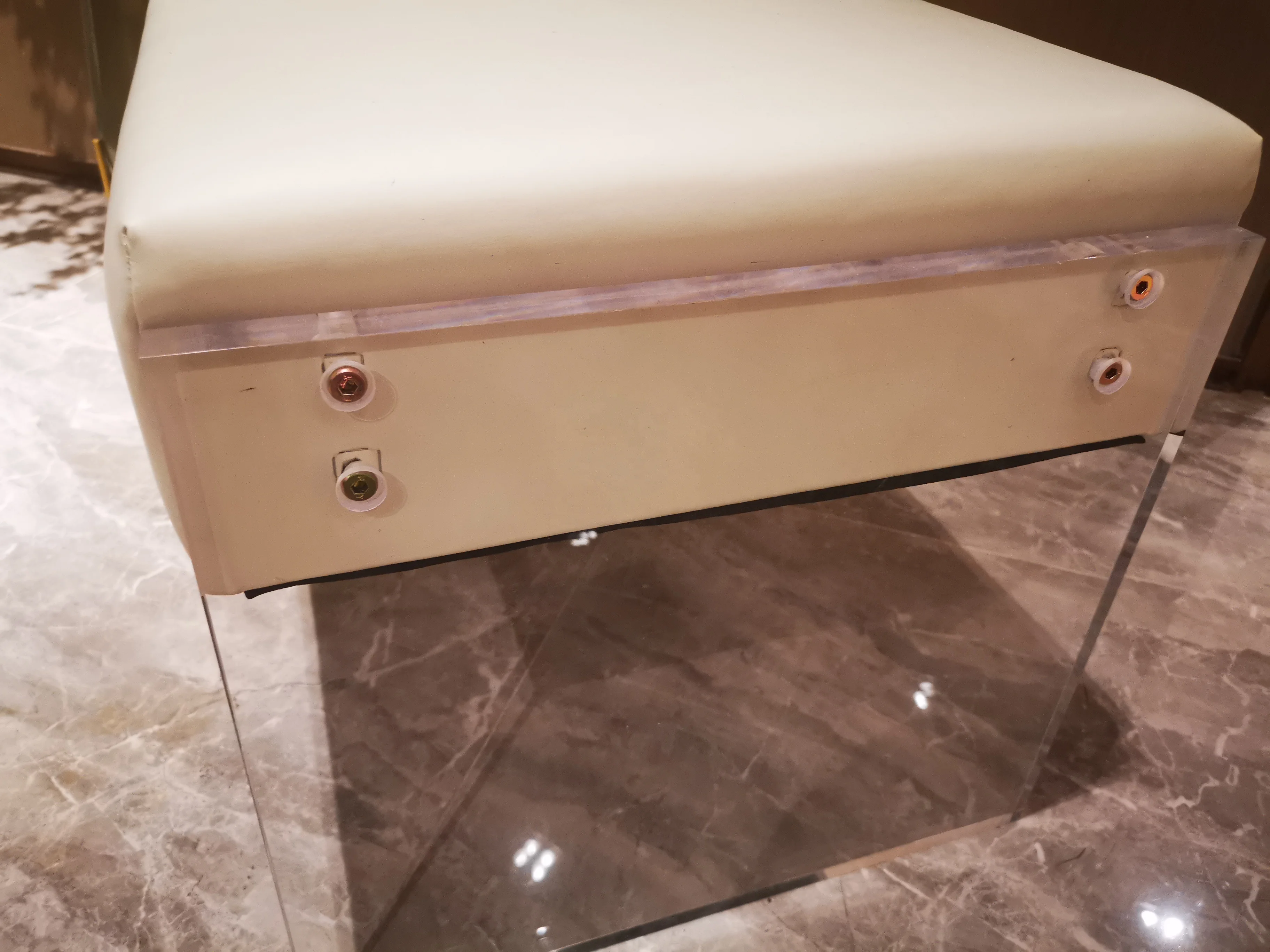 Alibaba.com: Docarelife Transparent Acrylic Step Stool, Sturdy Vanity ...