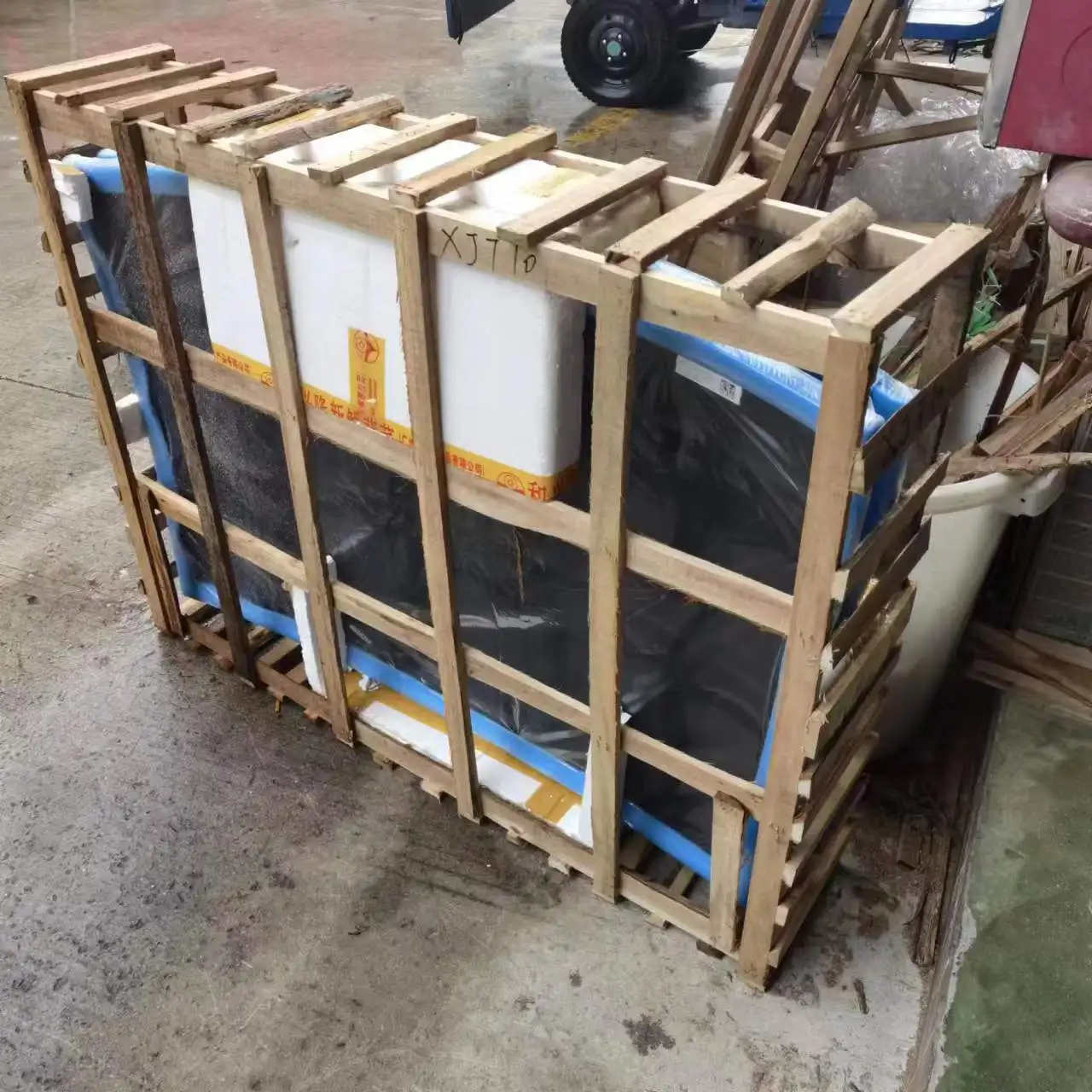 Original Accessories Tesla Front And Rear Windshield 1466270-00-c ...