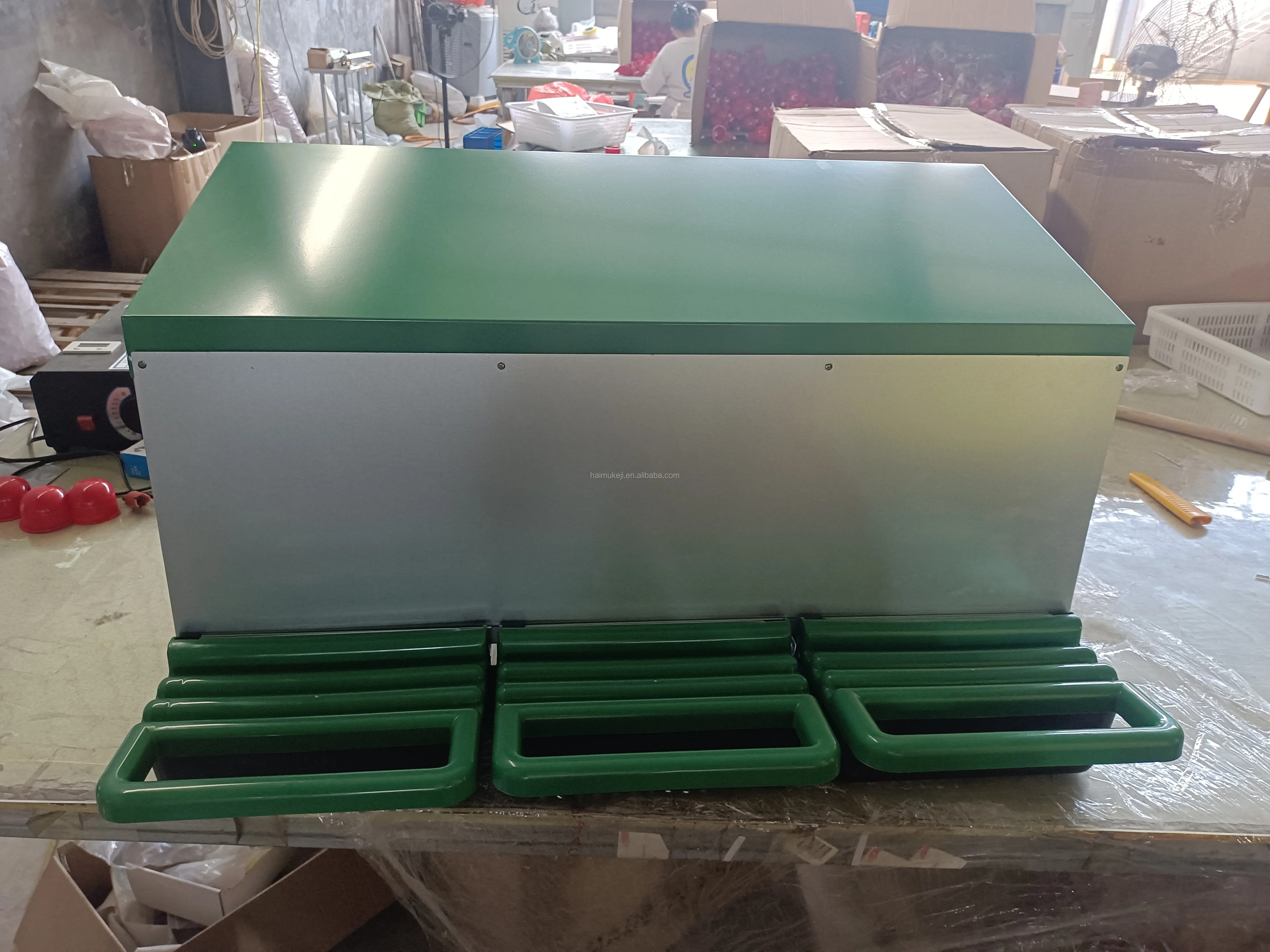 Classic Roll Out Chicken Nesting Boxes Automatic Chicken Nest Box For ...