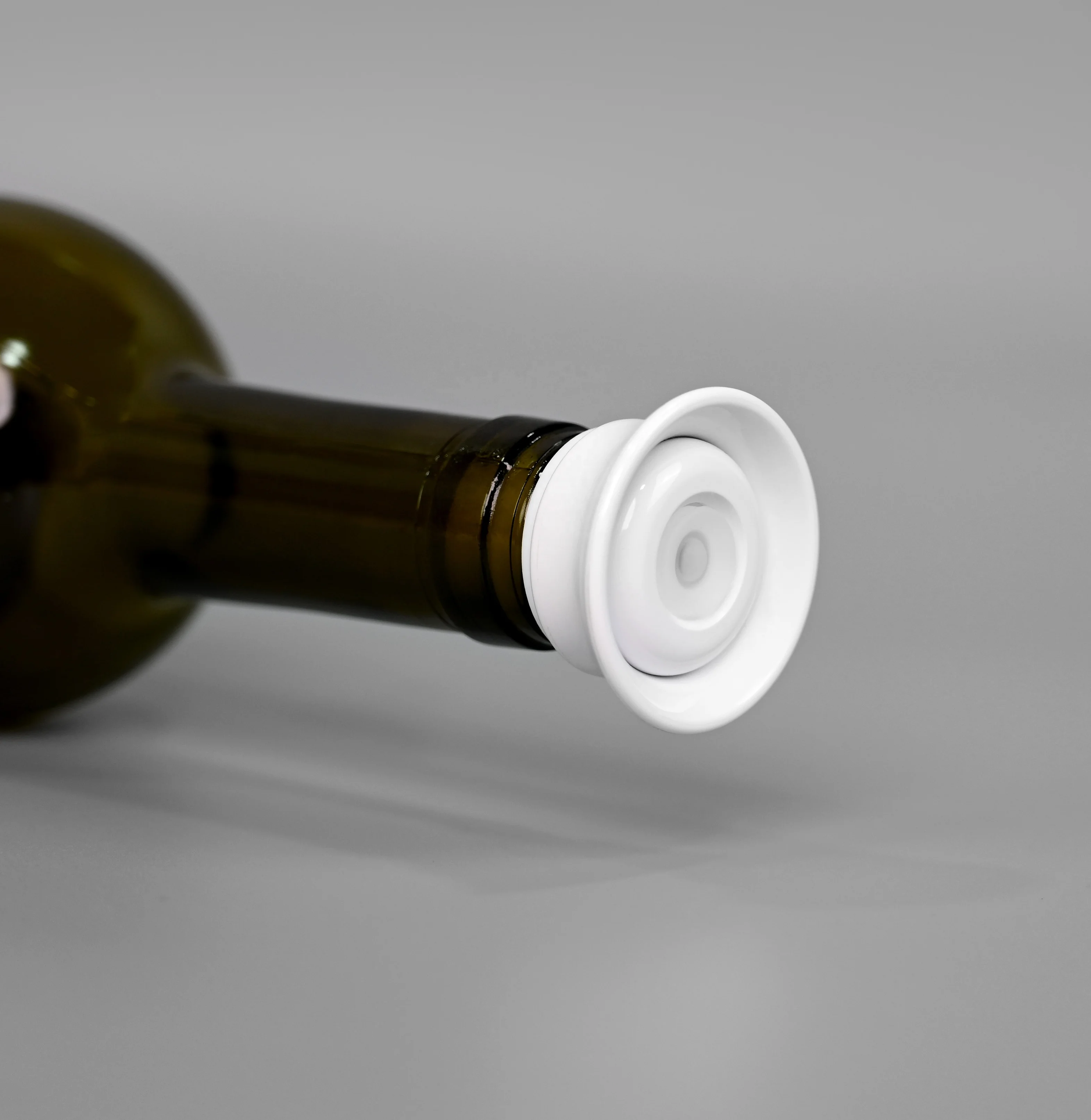 Silicone Rubber Wine Keeper - Efficient Bottle Stopper