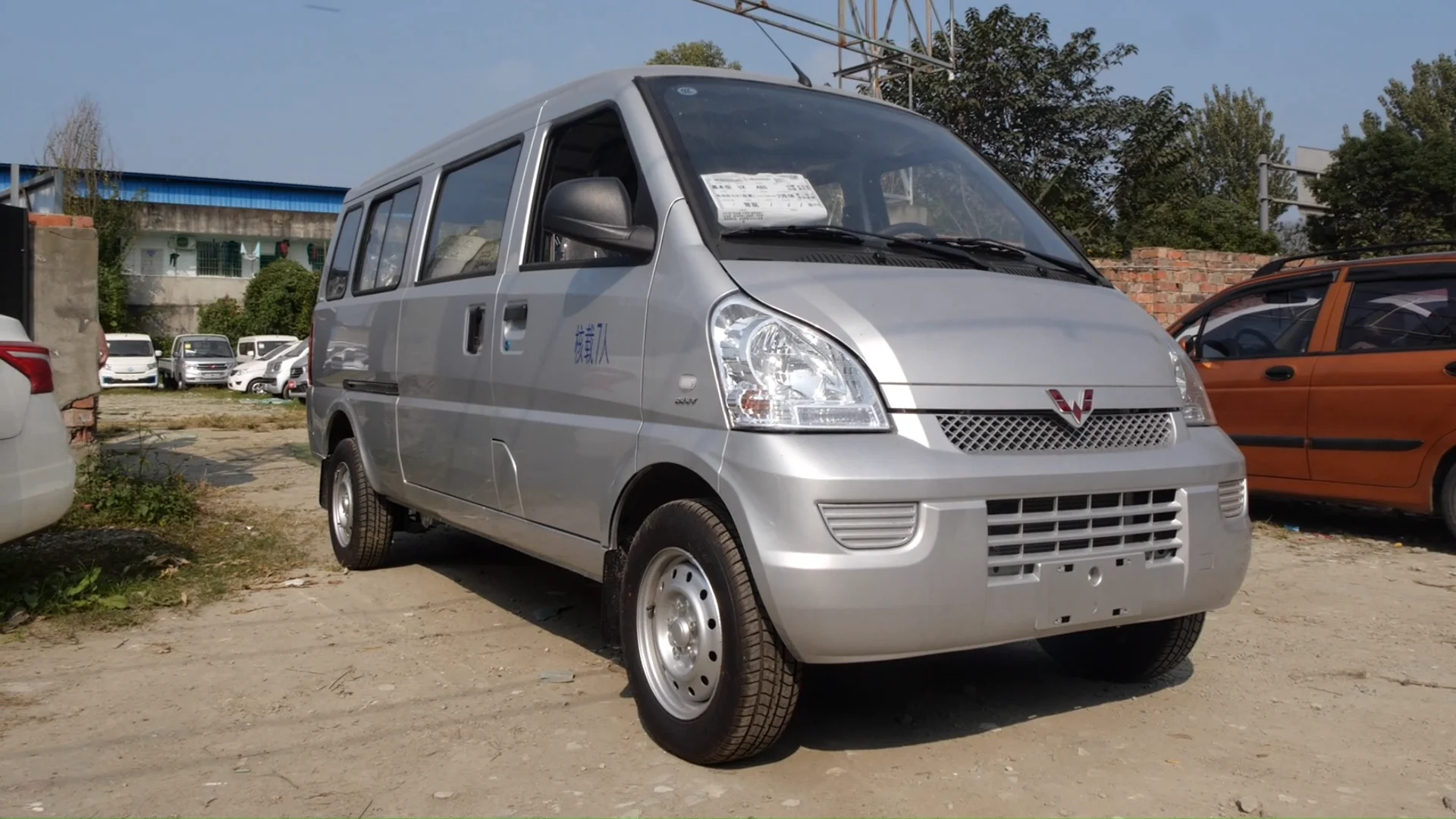 Most Popular In 2023 1.5l 4 Wheel Rwd Cargo Van Wuling Rongguang Plus ...