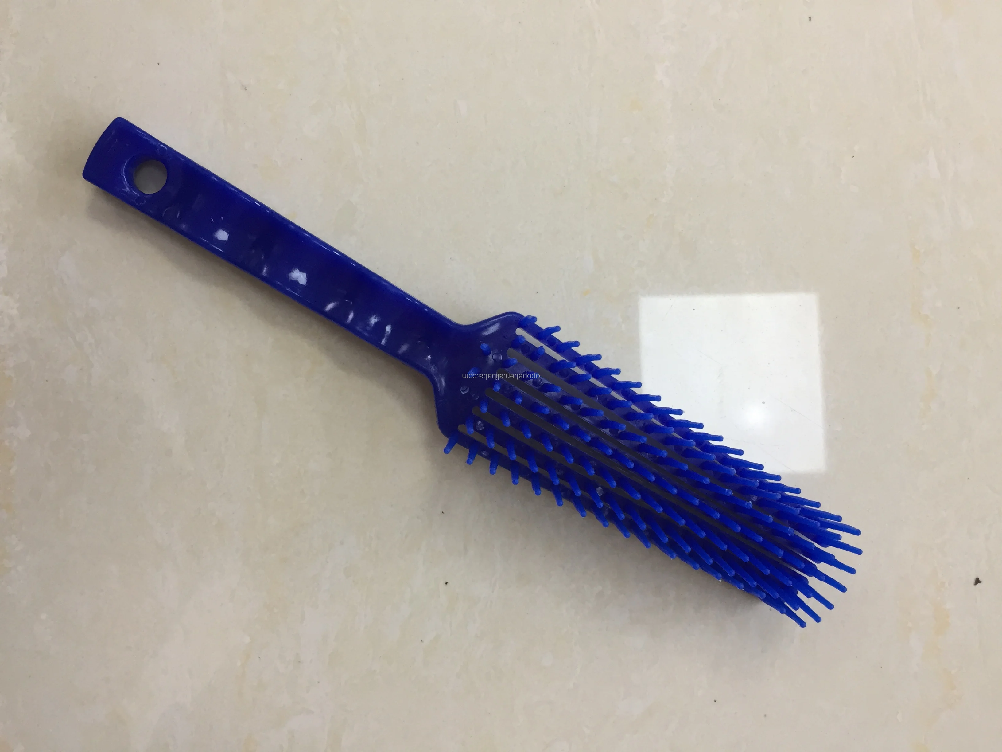Horshi Hot Sale Plastic Horse Mane Comb Horse Grooming Tool Plastic ...