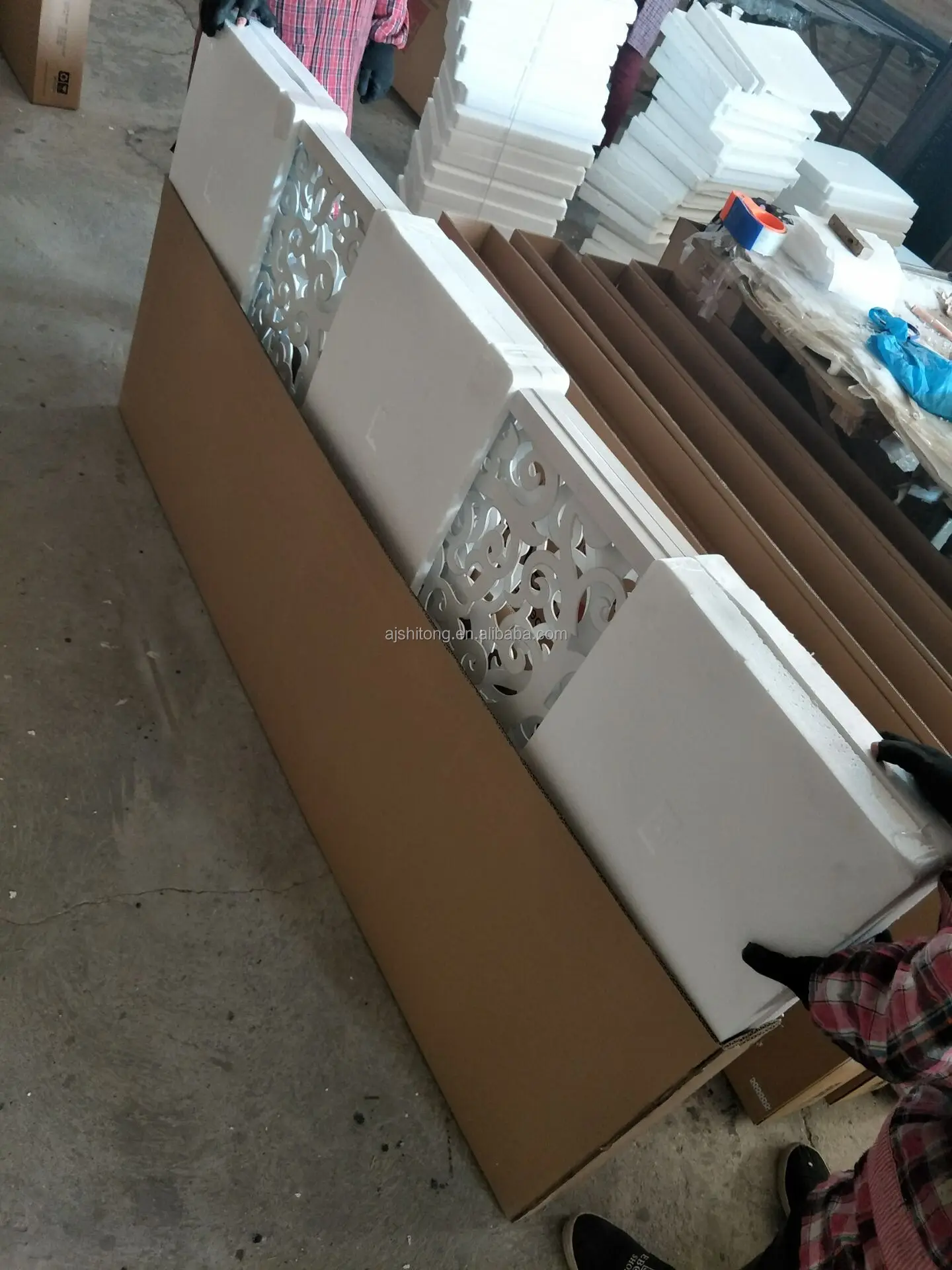 Retractable Wooden Eurpore Styles Mdf Folding Screen Room Divider ...