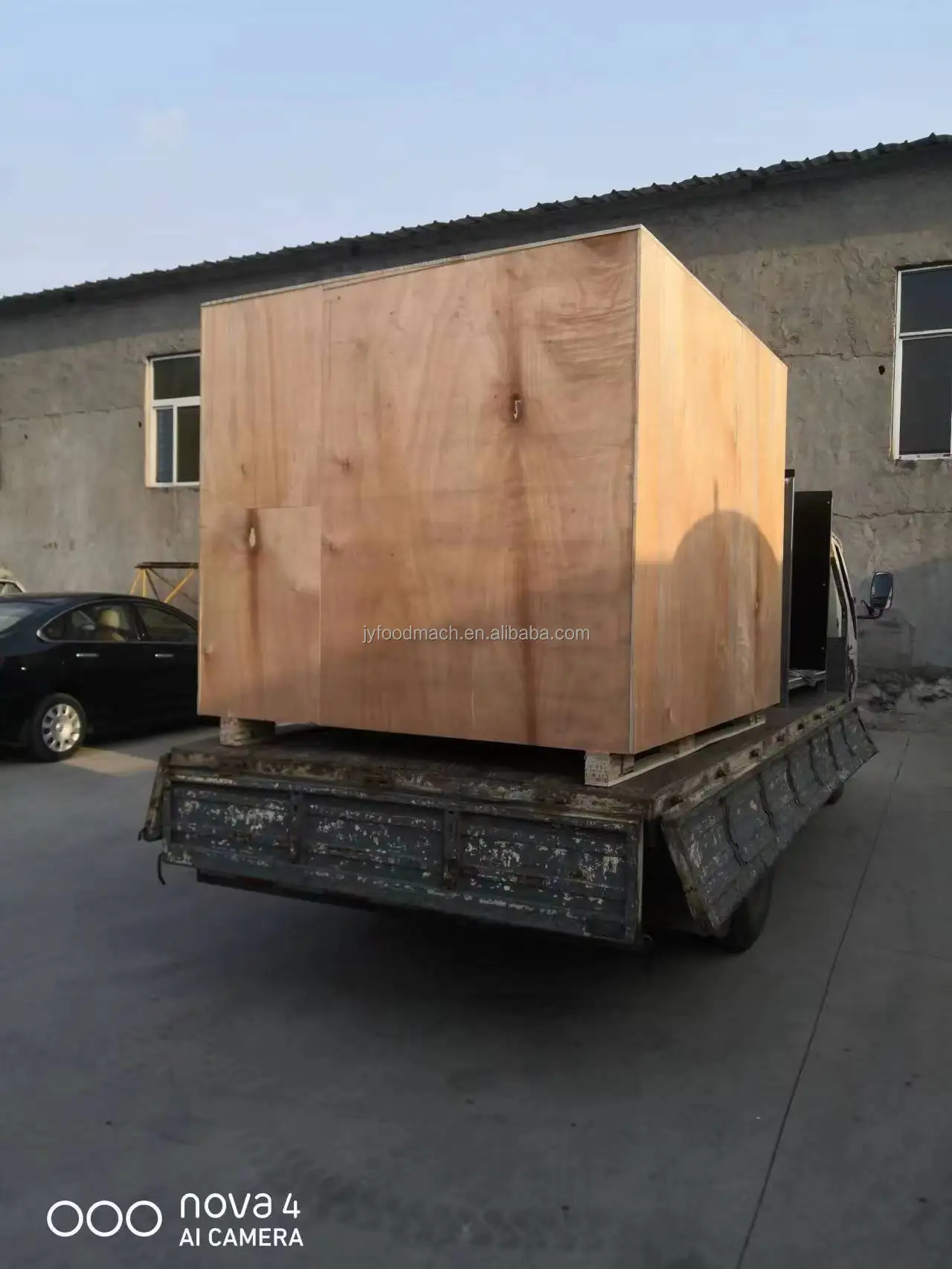 Automatic Frozen Meat Bone Sawing Machine Electric Meat Bone Cutting ...