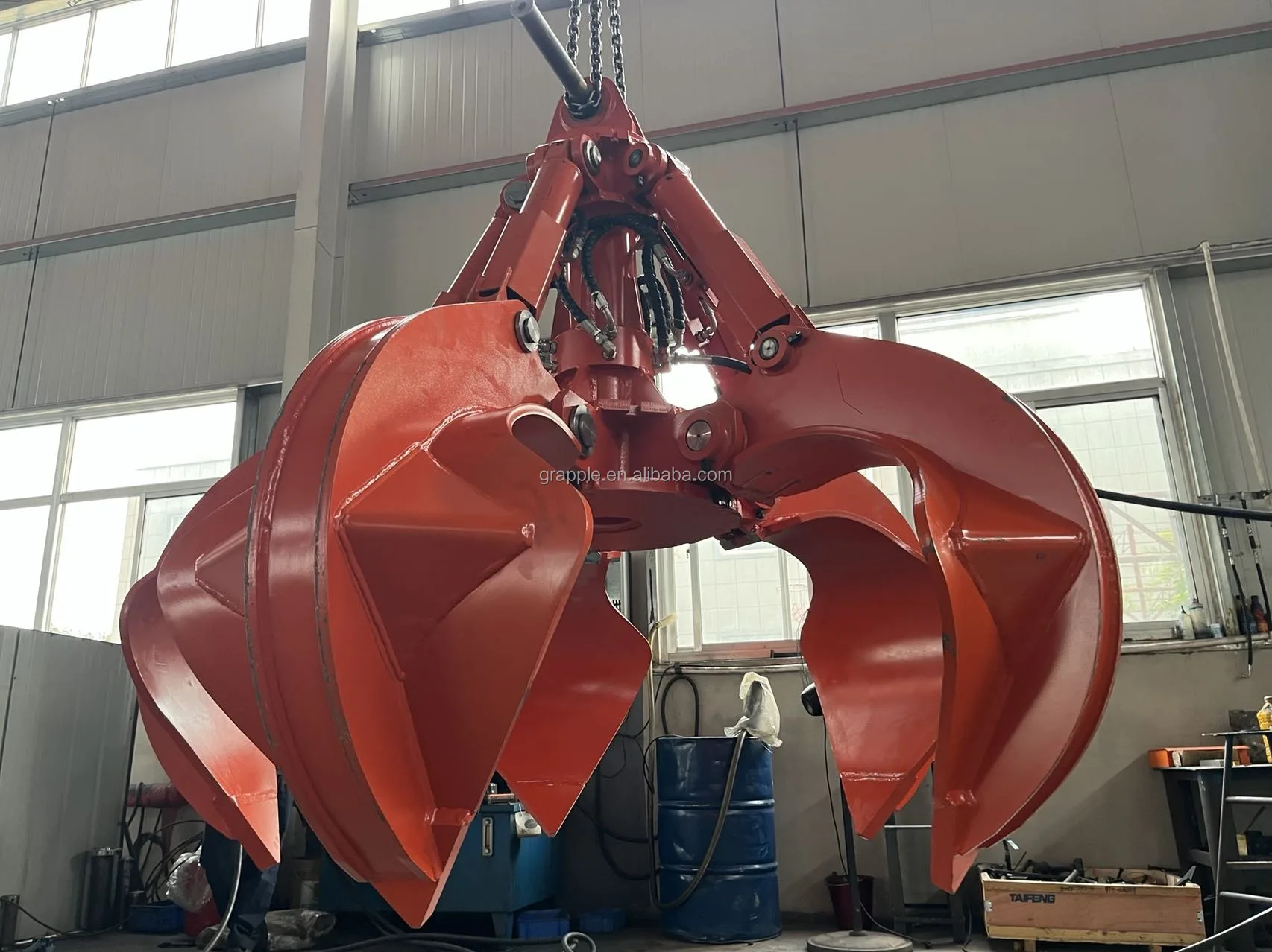 HOMIE Orange Peel Grapple - Efficient Scrap Handling