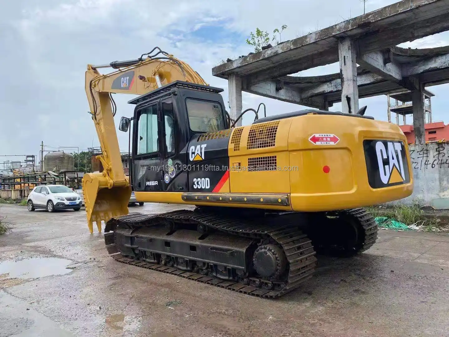 Used Excavators - CAT 330D with Original Japanese Engine
