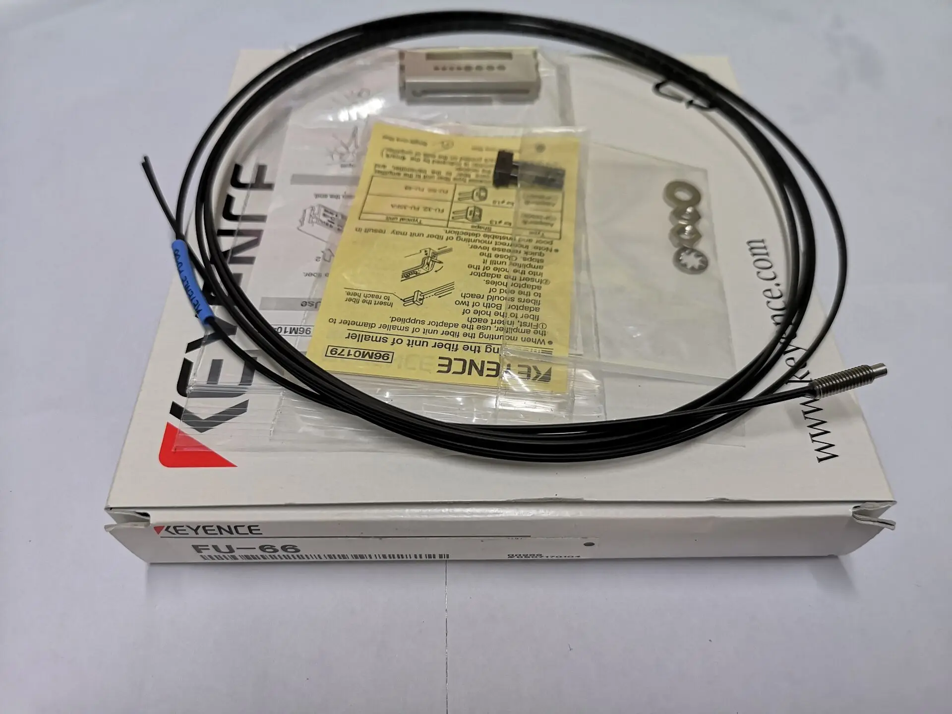 KEYENCE FU-66 Manual-Calibration Fibreoptic Sensor Fibre Unit ...