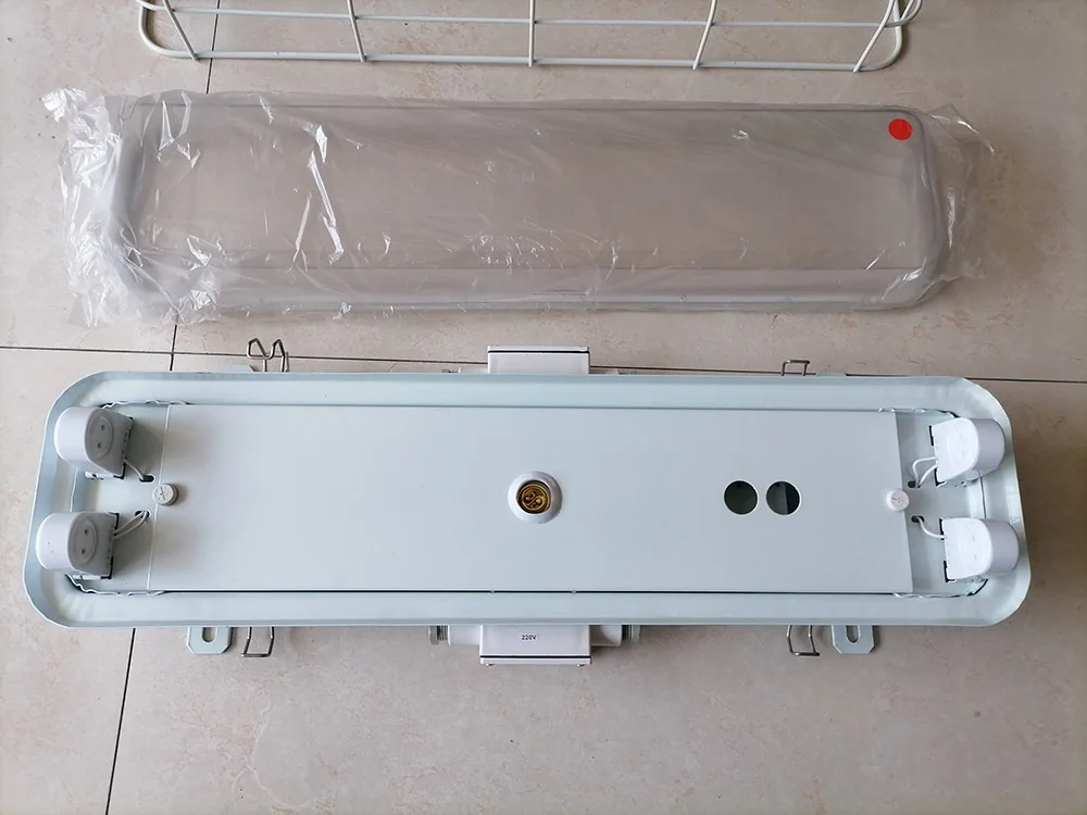 IMPA Watertight Fluorescent Ceiling Lights with Diffuser & Guard - IP56 ...