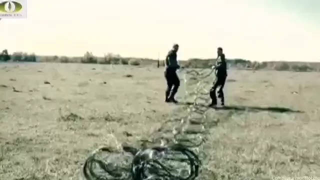 Fence Inconspicuous Obstacle Fence Security Barrier Putanka Wire Woven ...