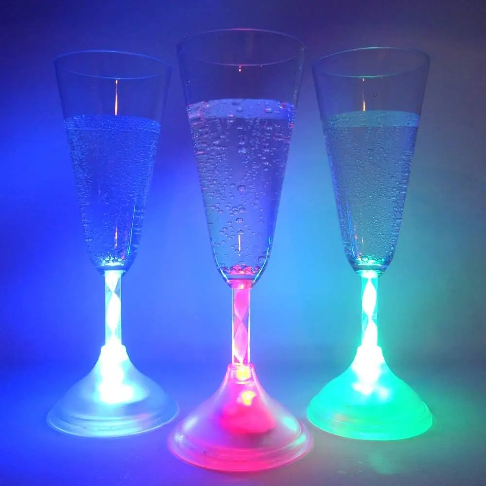7 oz Glowing LED Light up Champagne Glasses Flutes for Wedding Party ...