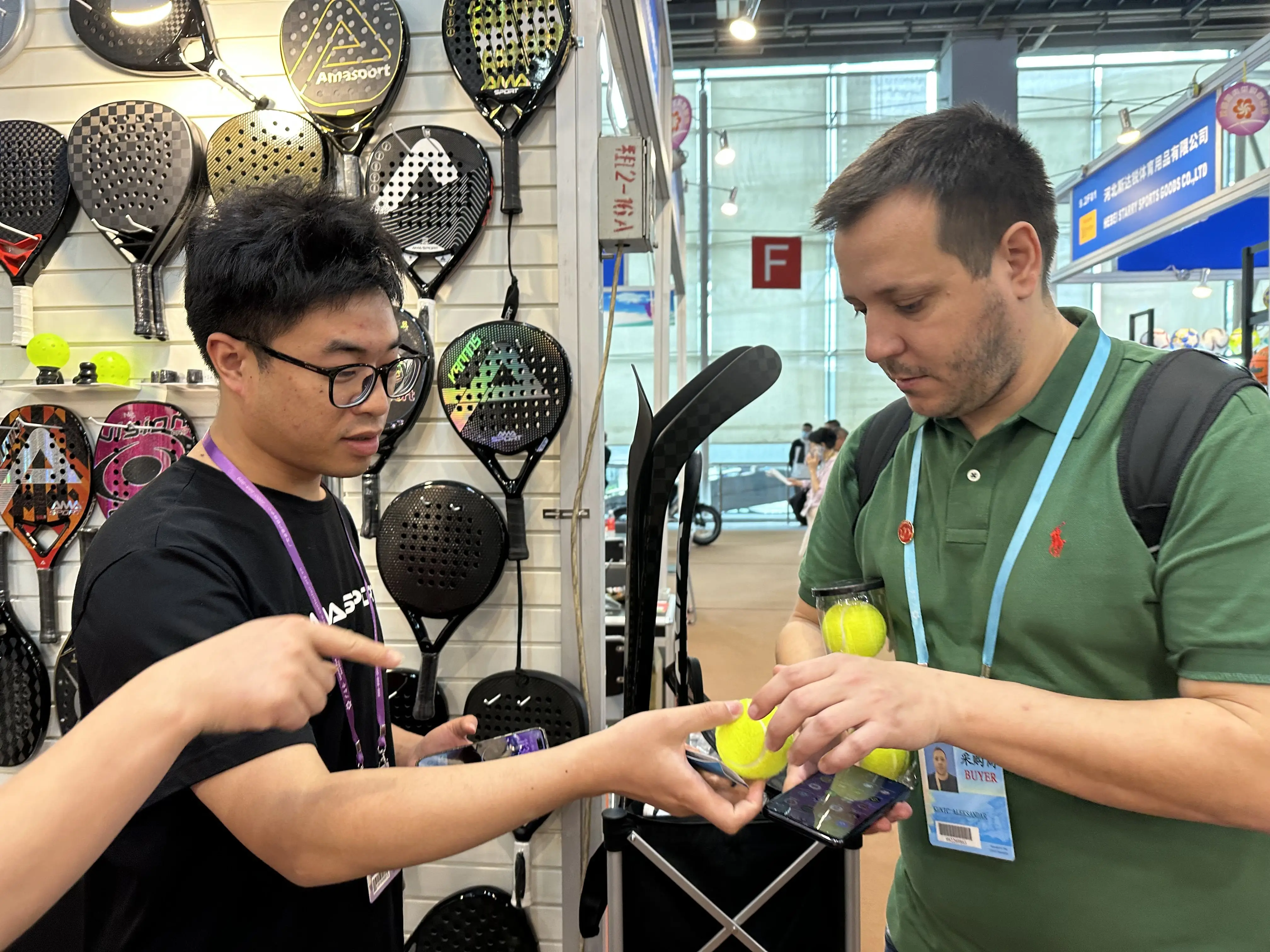 Wholesale Tapered Edges Graphite Carbon Fiber PP Honeycomb Flared ...