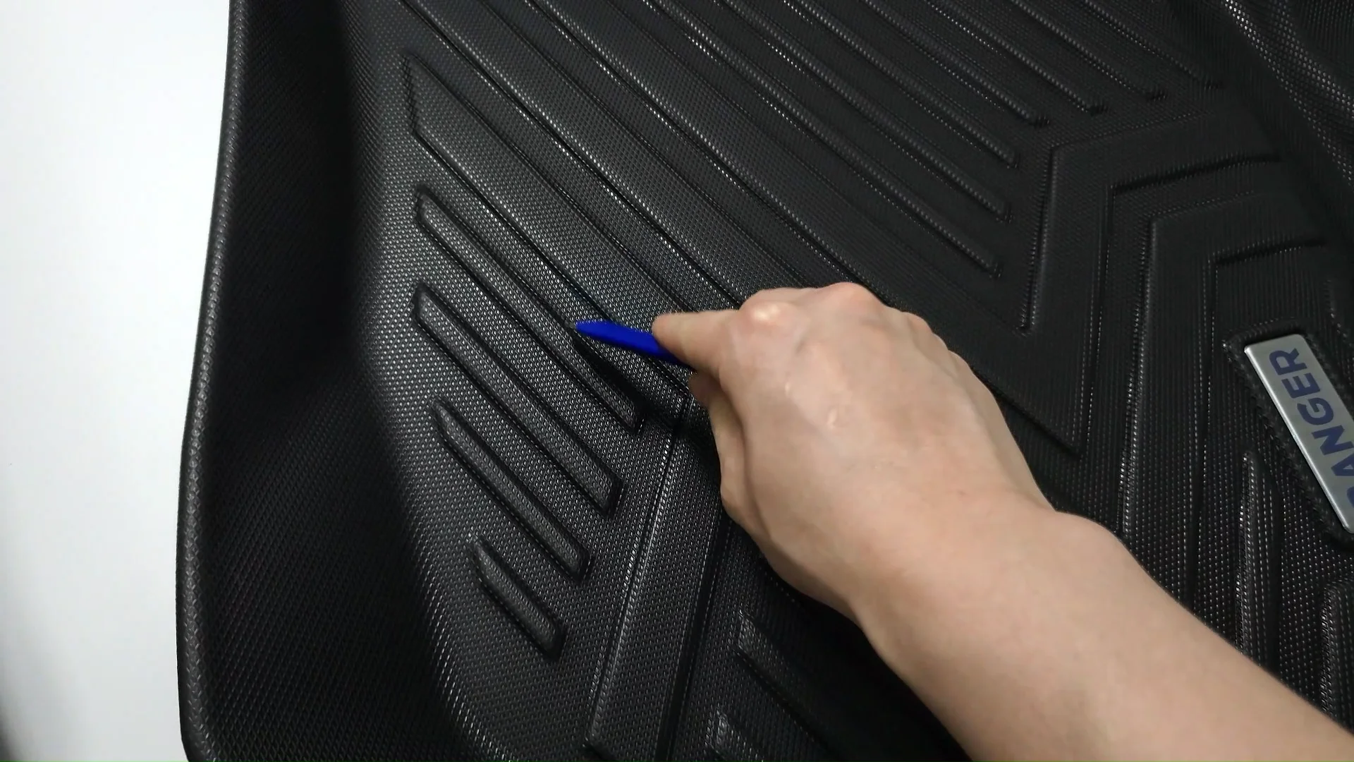 Best Selling Car Interior Accessories Tpv 5d Car Floor Carpet Mat With ...