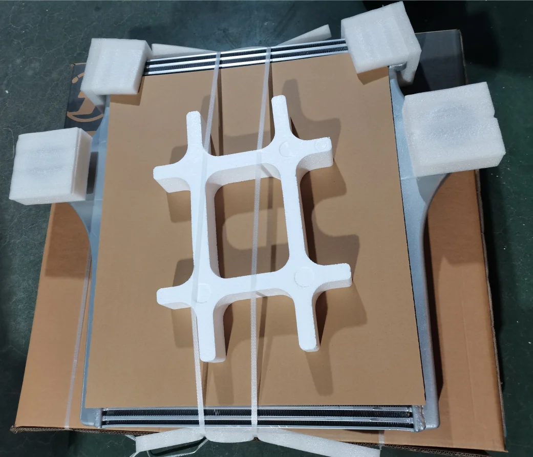 Heavy Truck Engine Cooling Parts Aluminum Radiator For Renault Midlum ...