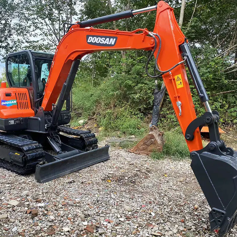 Used Doosan Dx60 Dx225 Hydraulic Crawler Excavator Secondhand 6 Ton ...