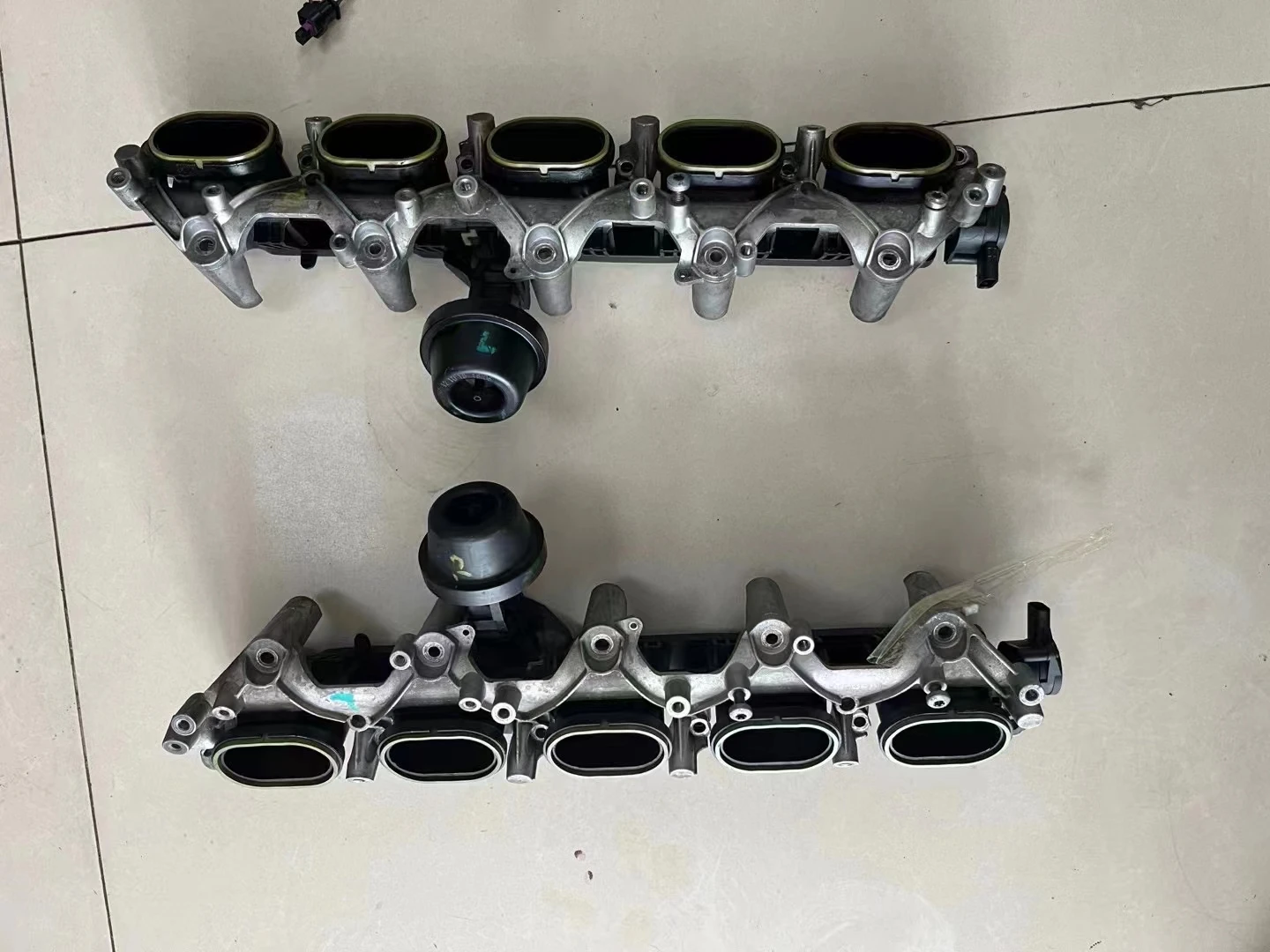 Genuine Intake Manifold Lower Part For Lamborghini Gallardo Oem ...