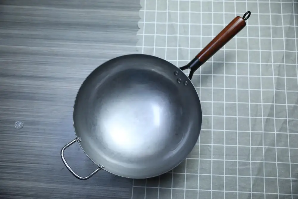 Pre-seasoned Hammered Carbon Steel Wok Pan From China Non-stick Product ...