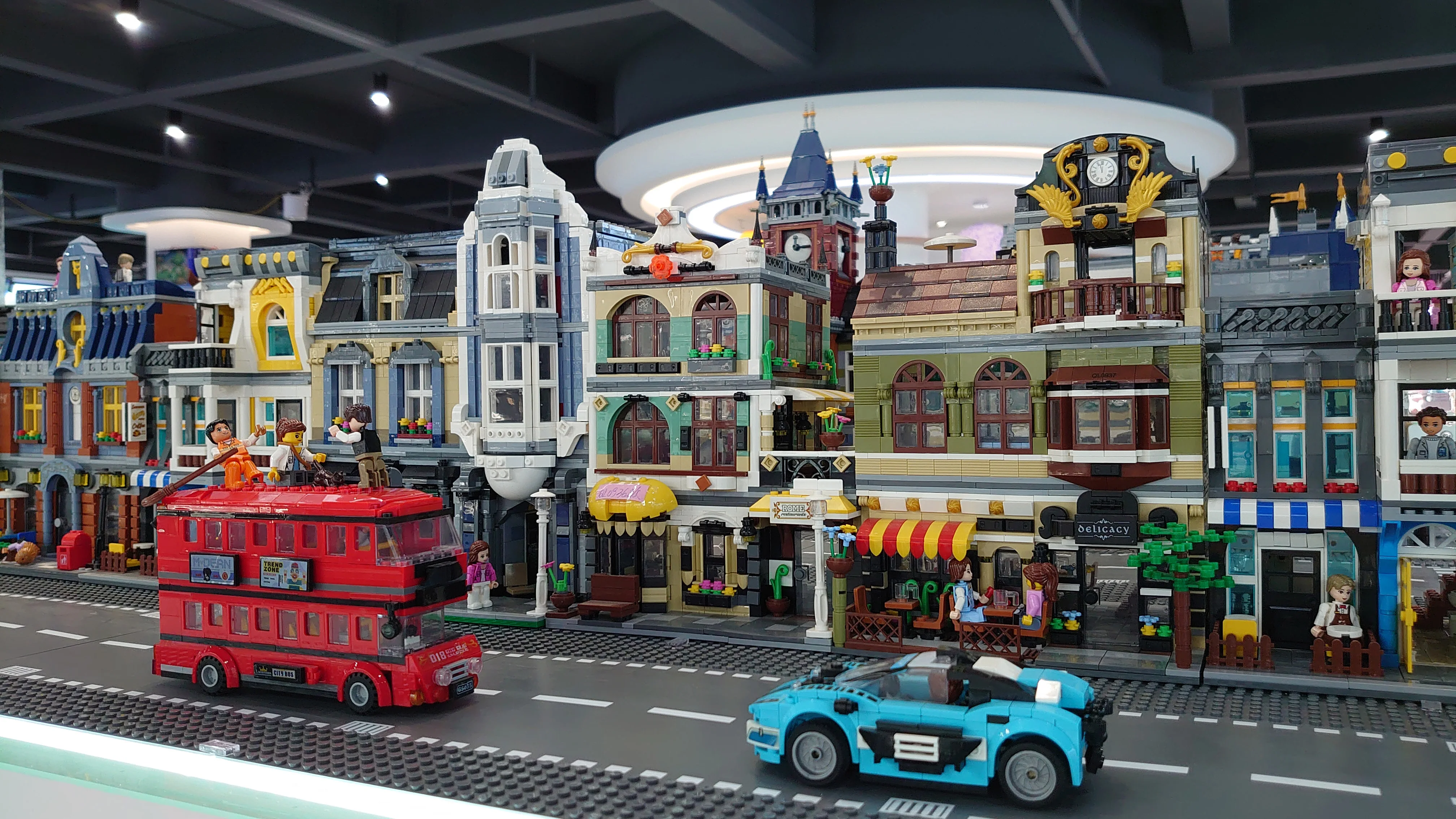 Zhegao Moc European Street View Building Blocks Set Post Office Gem ...