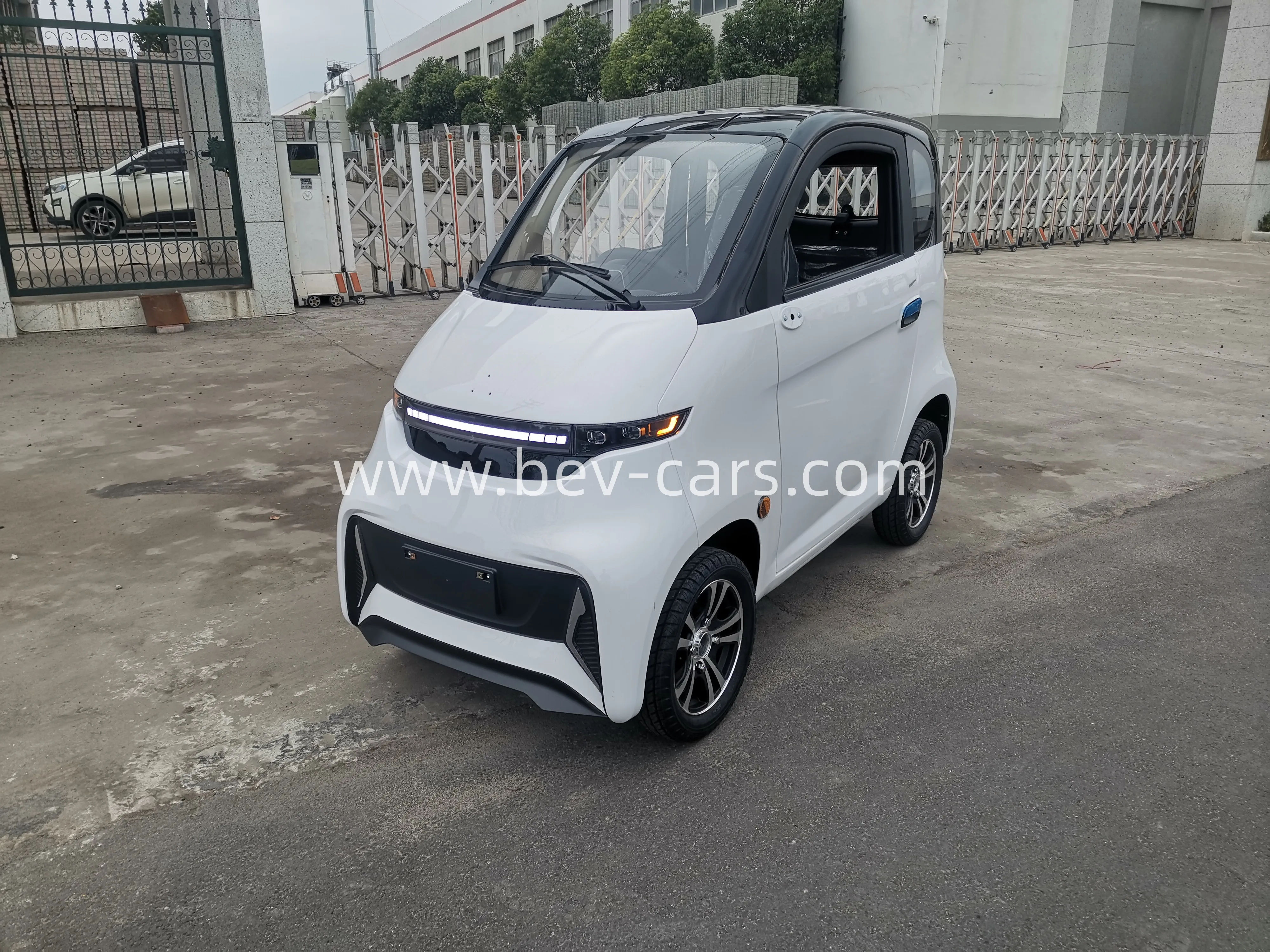 EEC L6e Electric City Car 45km/h - Mini EV Made in China