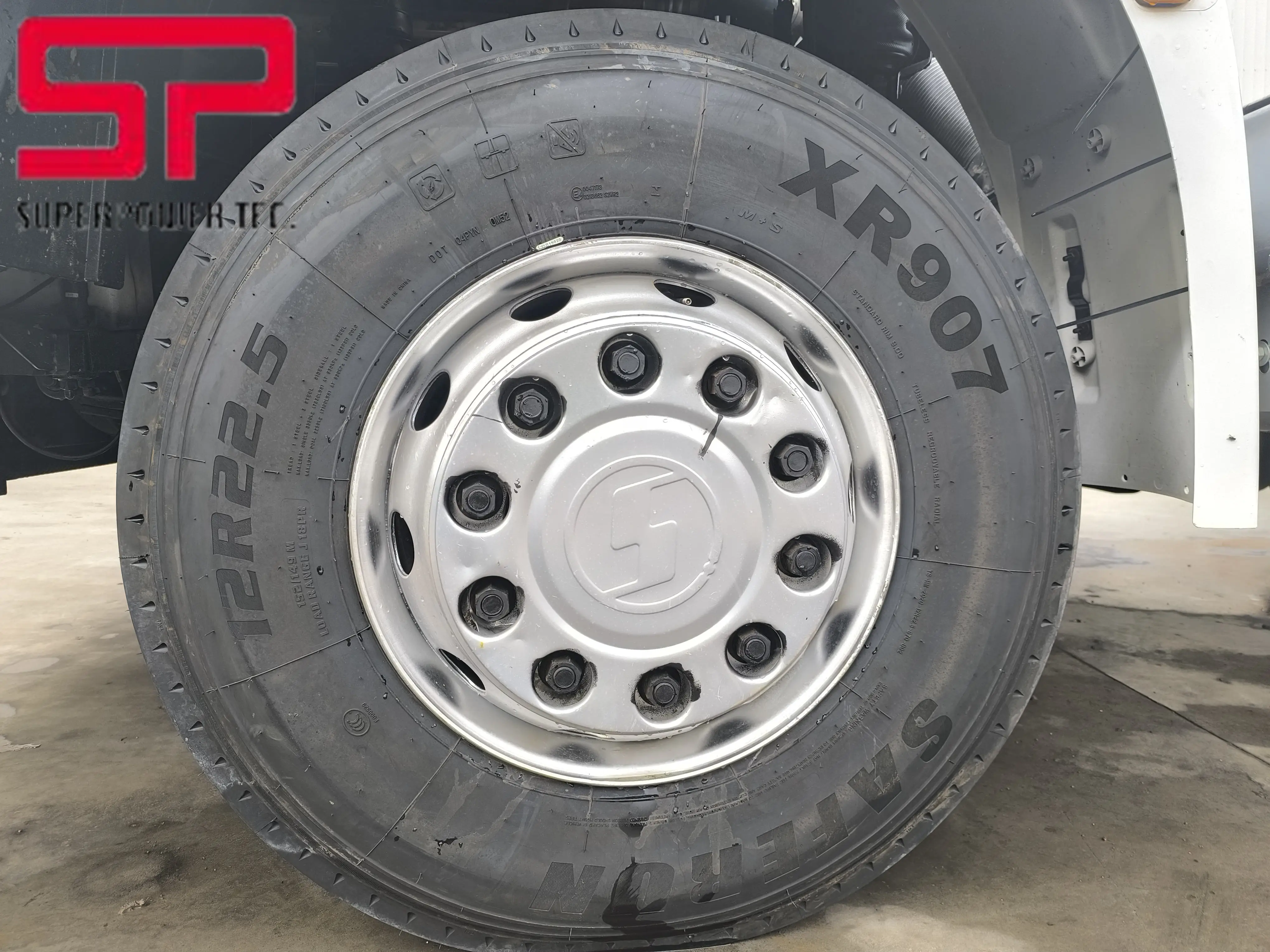 Shacman X3000 6x4 Tractor Truck - 40T Load Capacity for Sale