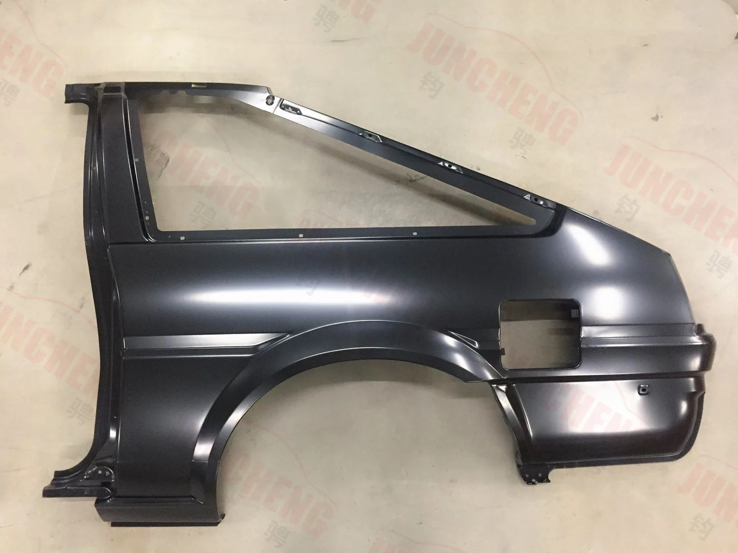 High Quality AE86 Car Body Shell - Classic Toyota Corolla
