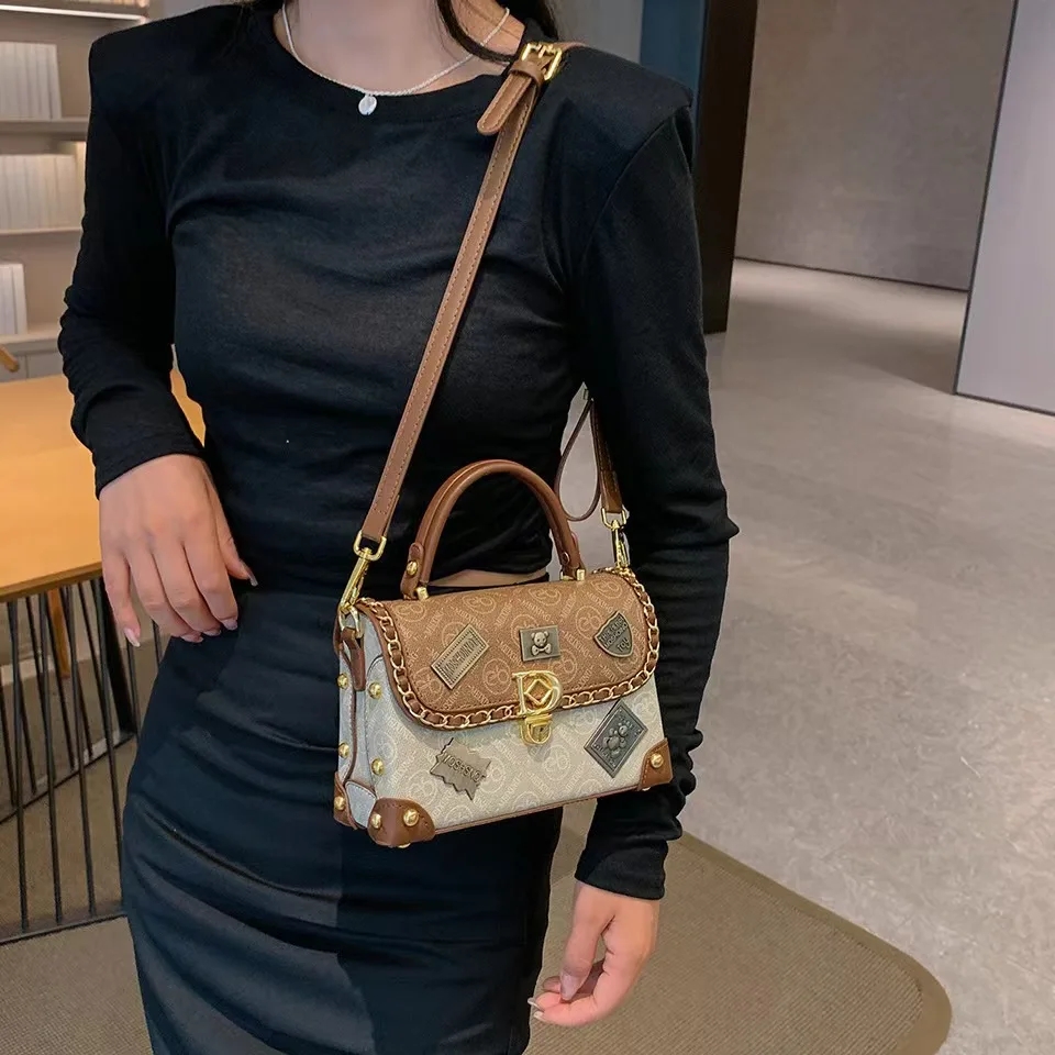 Shop Wholesale Luxury Artwork Original Handbags with Leather Strap