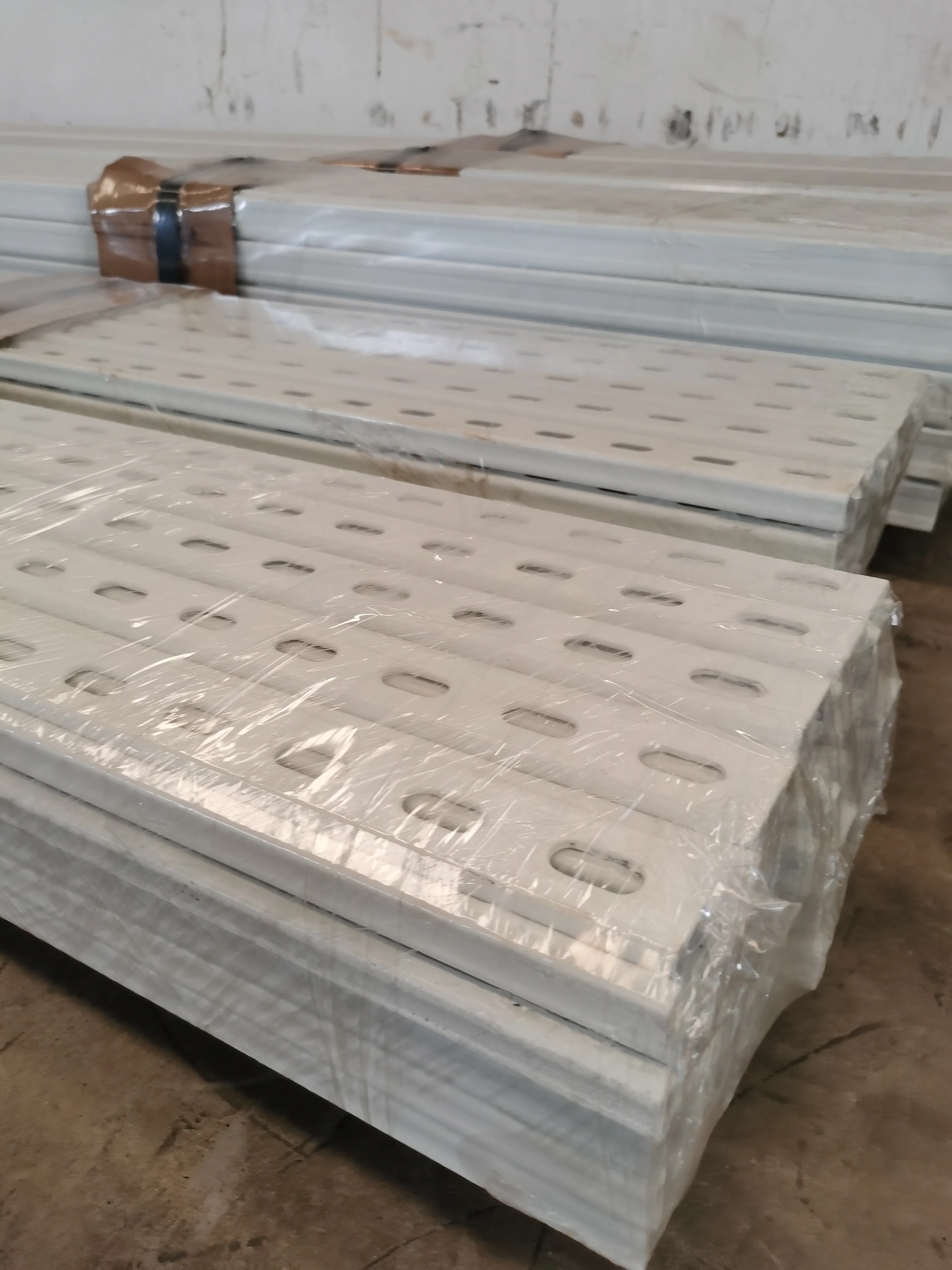 Manufactory Various Seismic Sway Bracing C Strut Channel Ladder Cable ...