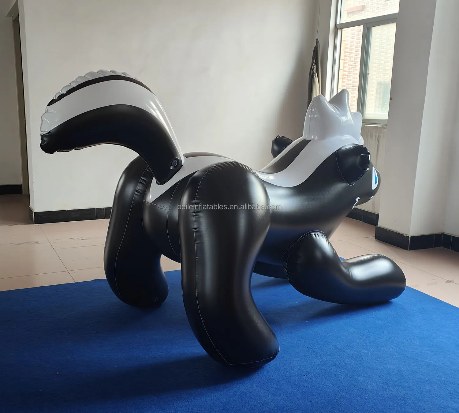 Beile Custom Inflatable Cartoon Animal Black And White Skunk Model ...