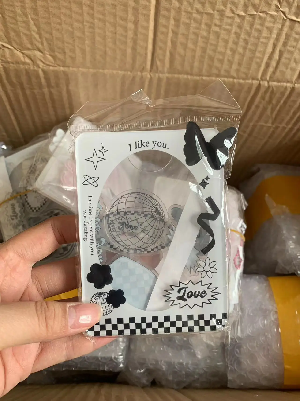 KPOP Idol Group Stray Kids Metal Keychain Kpop Sk Fans Gifts| Alibaba.com